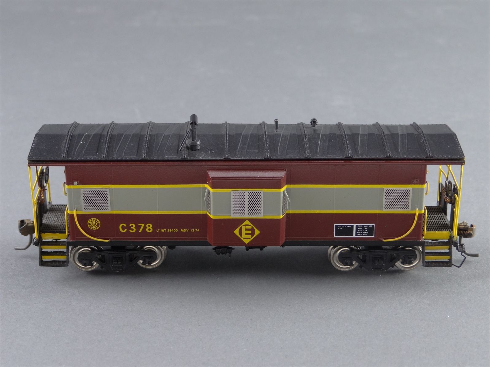 HO Brass Model Train - Overland EL Erie Lackawanna Bay Window Caboose C378 - Custom