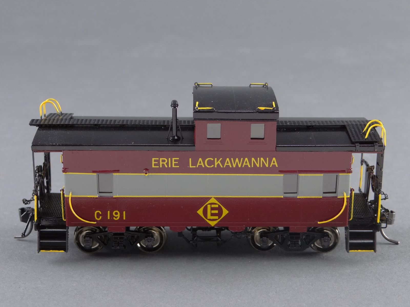 HO Brass Model Train - Overland 3807 EL Erie Lackawanna Welded Caboose ...