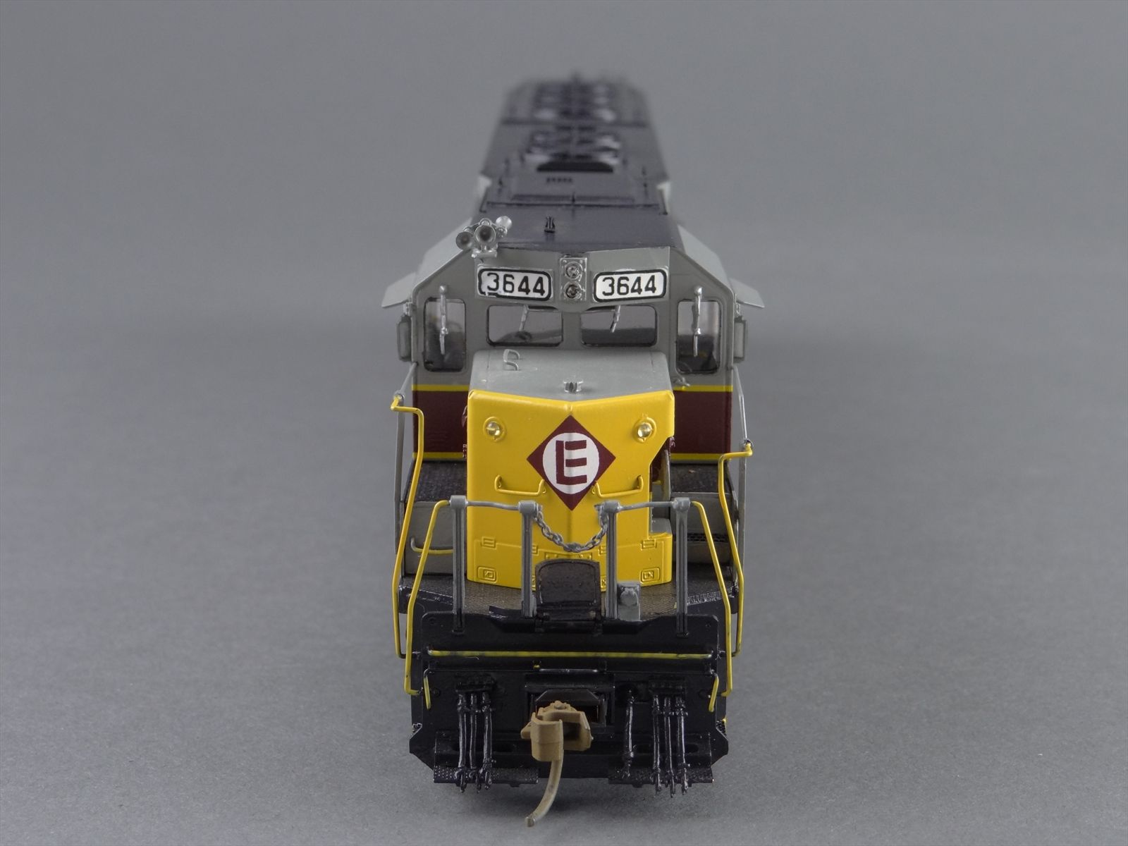 HO Brass Model Train - OMI 5781 Overland EL Erie-Lackawanna SDP45 #3644 - Custom