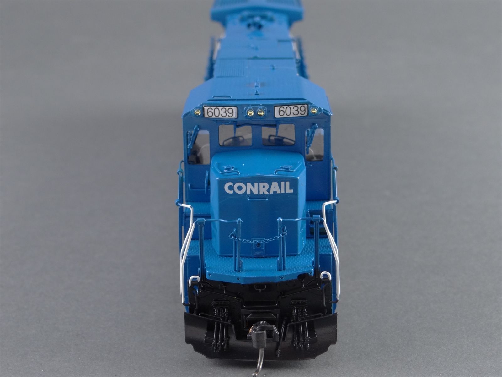 HO Brass Model Train - OMI 5188.1 CR Conrail Dash 8-40C C40-8 Diesel #6039 - Custom