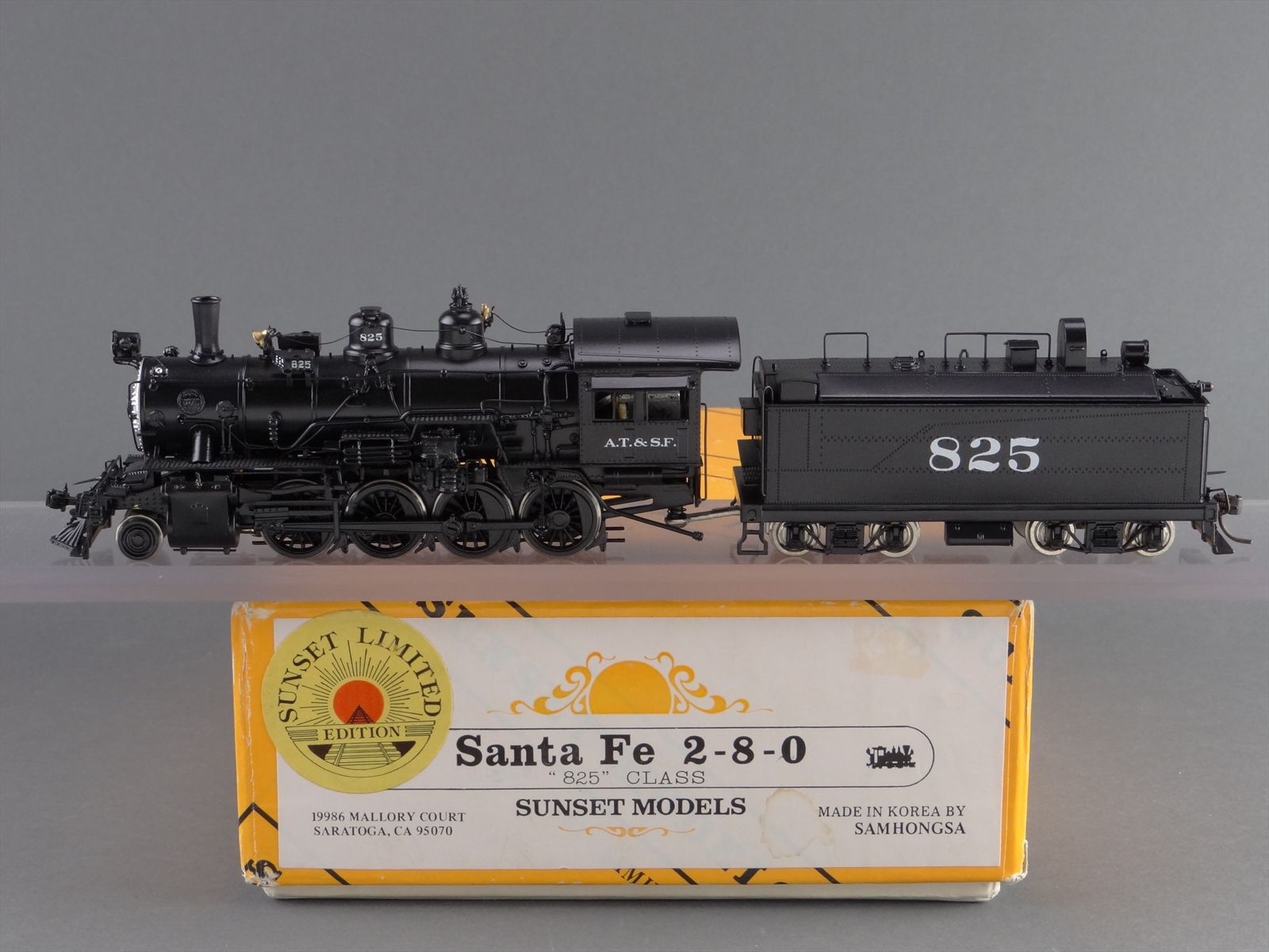 HO Brass Model Train - Sunset Models ATSF Santa Fe 2-8-0 #825 - Custom