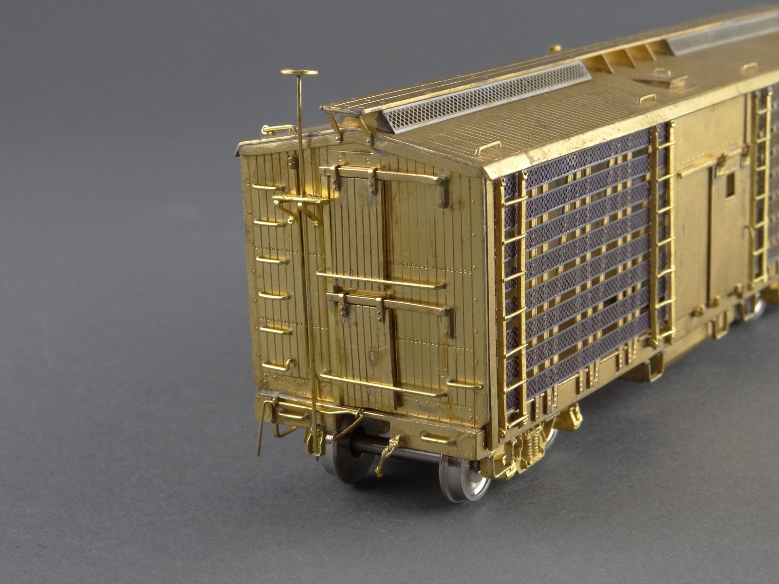 HO Brass Model Train - OMI 1388 Palace Poultry Car 1920-1950 Era