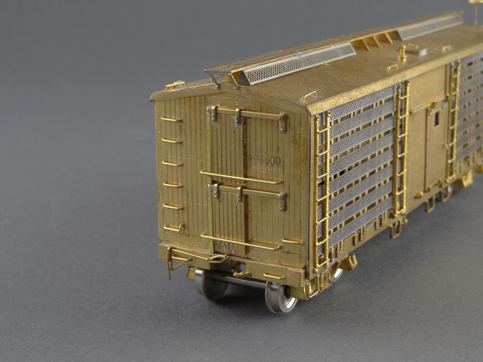 HO Brass Model Train - OMI 1388 Palace Poultry Car 1920-1950 Era