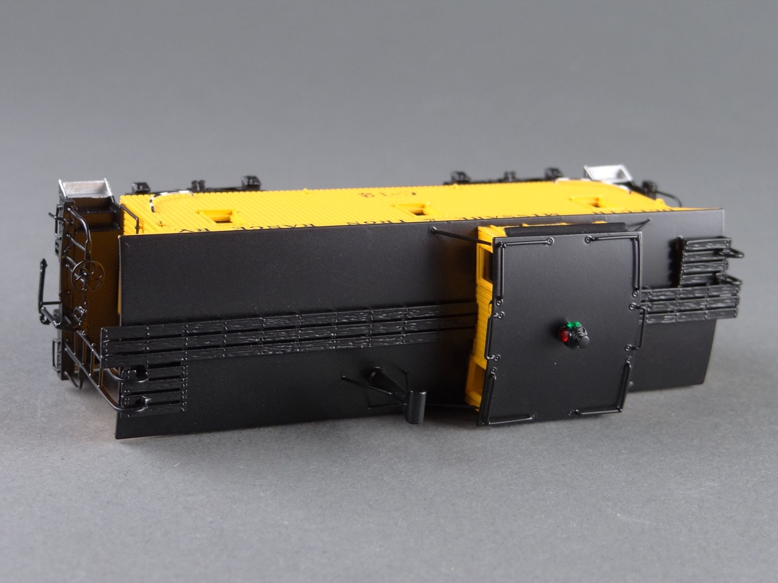 HO Brass Model Train - SSL Shoreham DM&IR Short Caboose w/side beam C-12