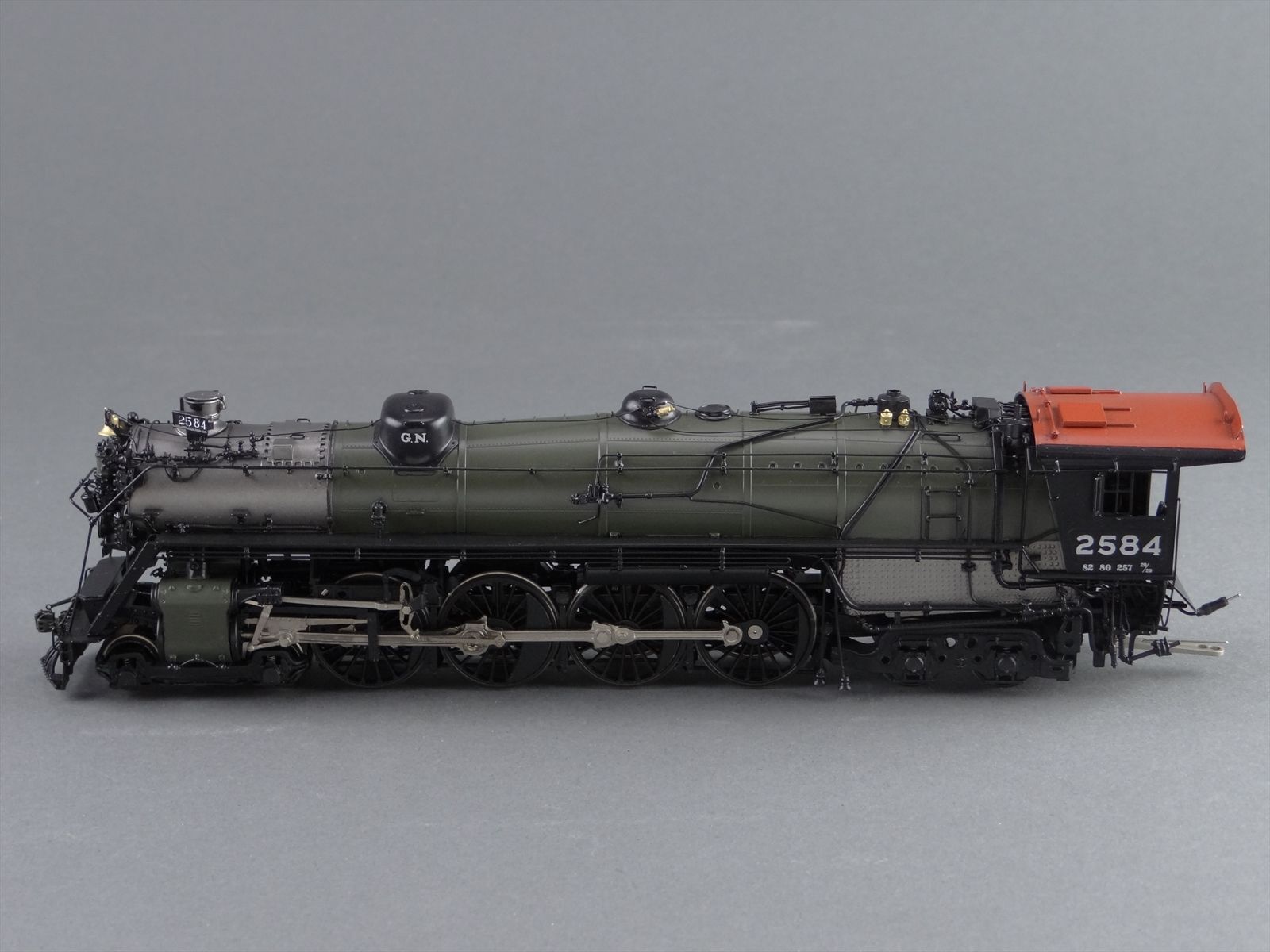 HO Brass Model Train - CIL 2203.1 GN 4-8-4 S-2 #2584 Open Cab - Glacier ...