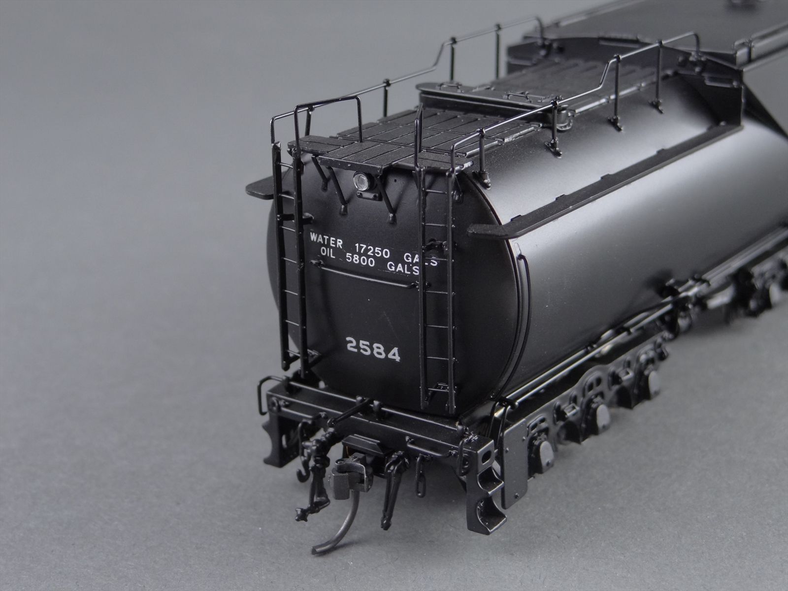 HO Brass Model Train - CIL 2203.1 GN 4-8-4 S-2 #2584 Open Cab - Glacier ...