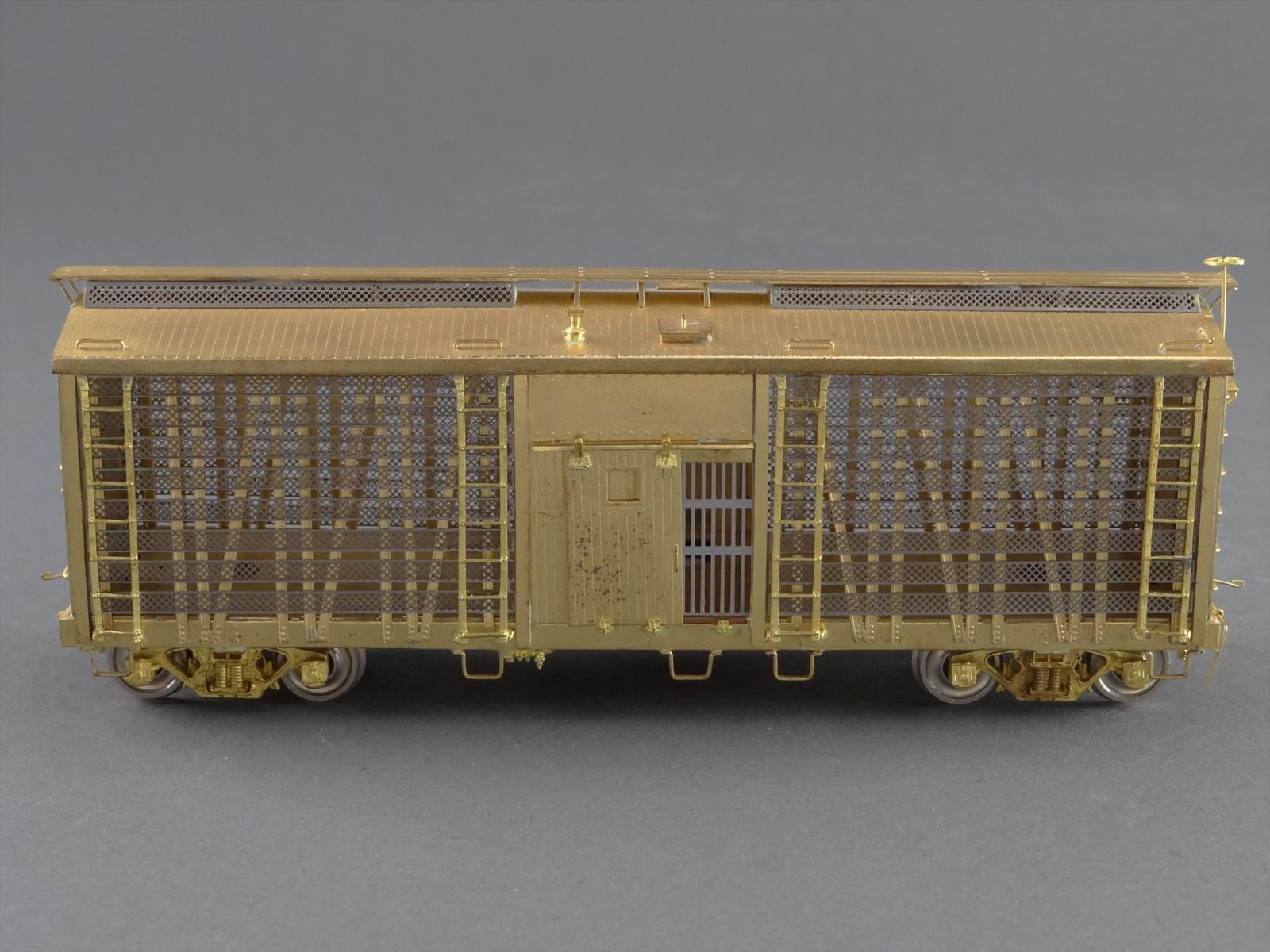 HO Brass Model Train - OMI 1388 Overland Palace Poultry Car 1920-1950 Era