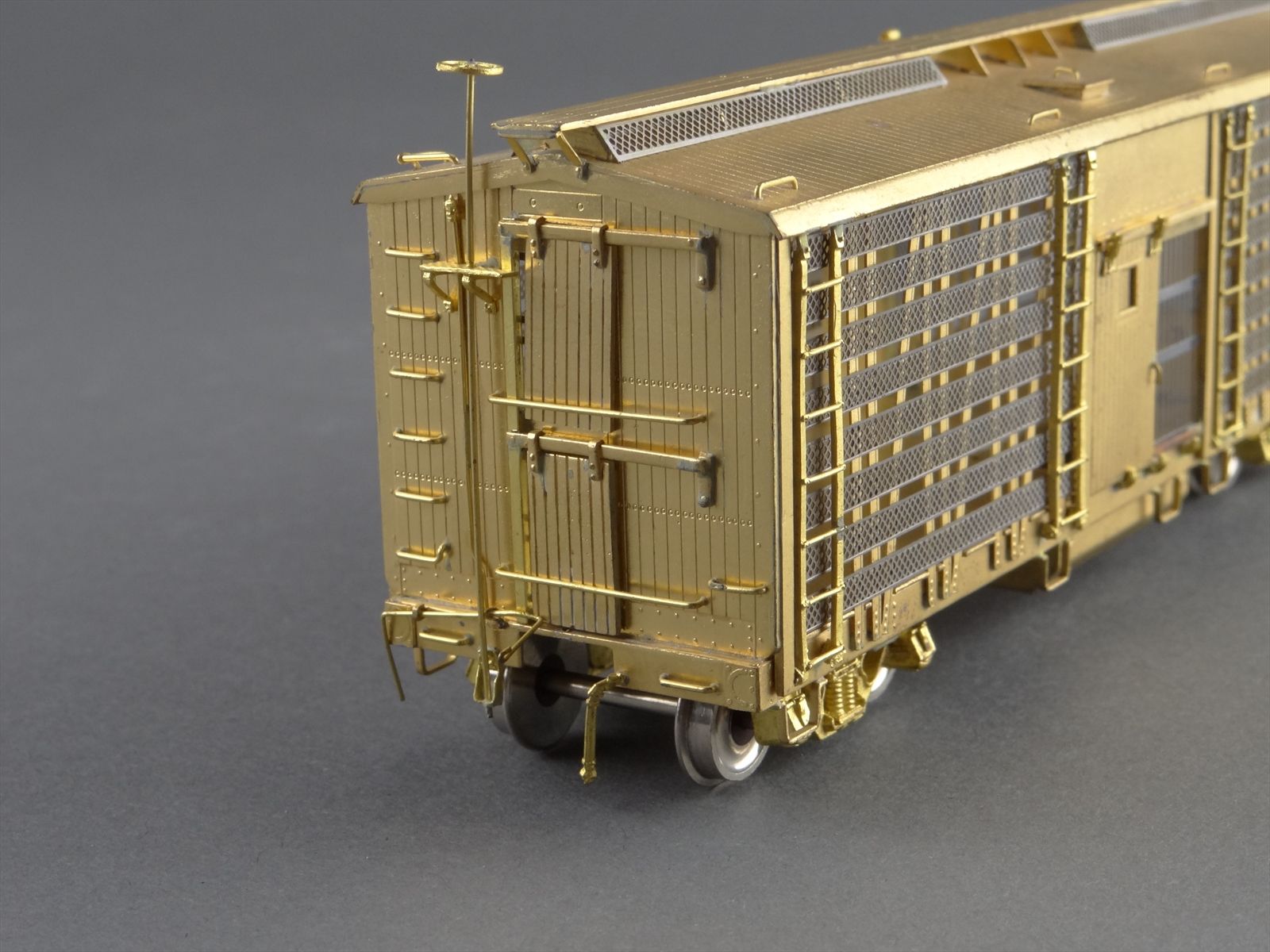 HO Brass Model Train - OMI 1388 Overland Palace Poultry Car 1920-1950 Era