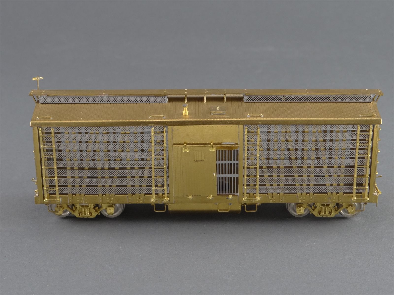 HO Brass Model Train - OMI 1388 Overland Palace Poultry Car 1920-1950 Era
