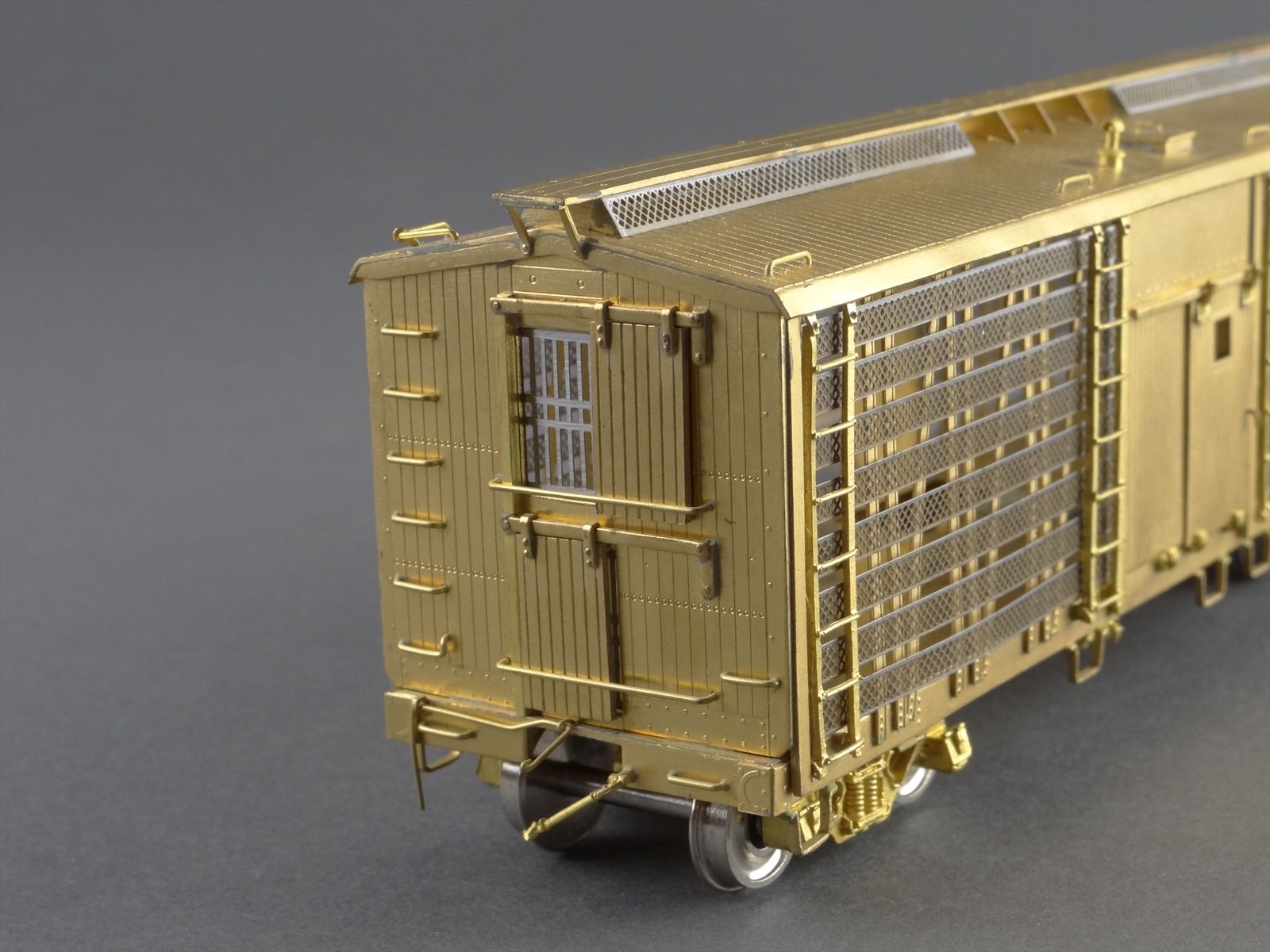 HO Brass Model Train - OMI 1388 Overland Palace Poultry Car 1920-1950 Era