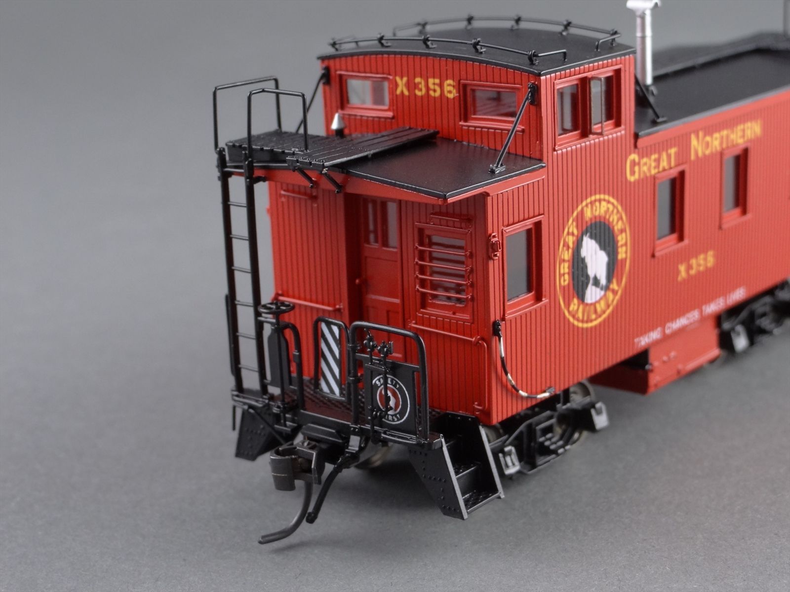 HO Brass Model Train - CIL 2245.1 GN Great Northern 25' Wood Caboose #X356 - Later Version