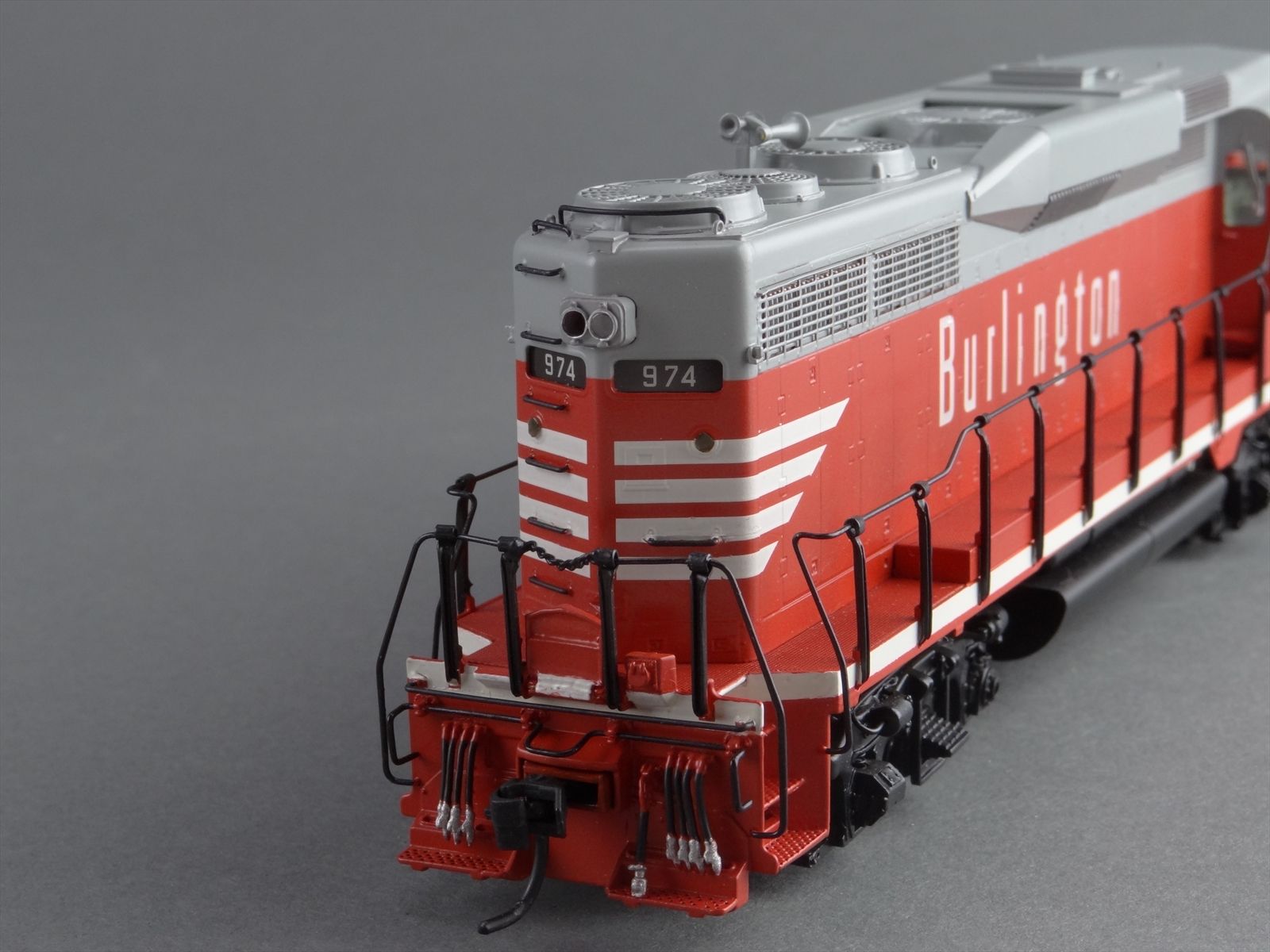 HO Brass Model Train - CIL 2156.1 CB&Q Burlington EMD GP-30 Phase 2 ...