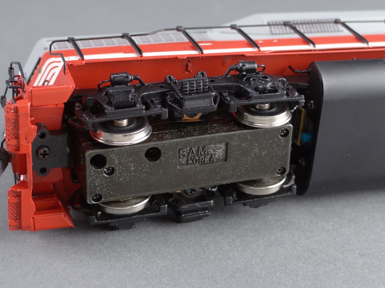 HO Brass Model Train - CIL 2156.1 CB&Q Burlington EMD GP-30 Phase 2 ...
