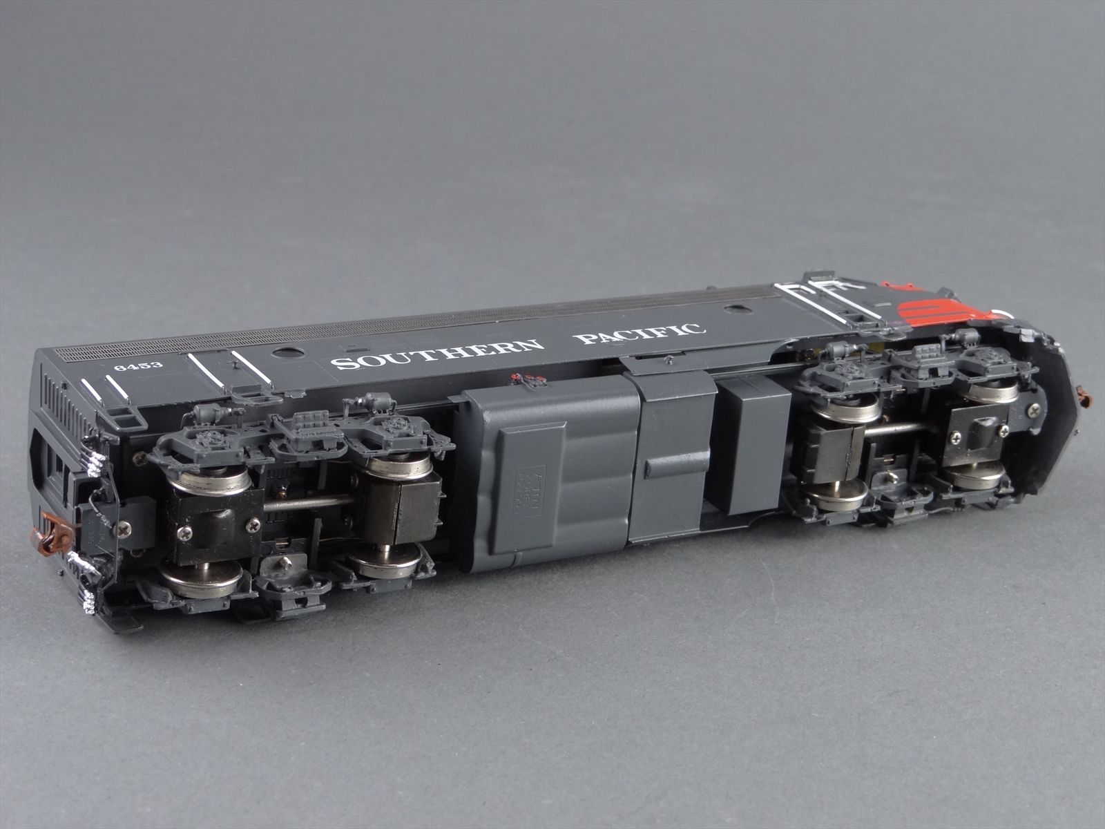 HO Brass Model Train - OMI SP FP7 FP7A Diesel #6453 - Custom w/ Bloody Nose & Icicle Breakers