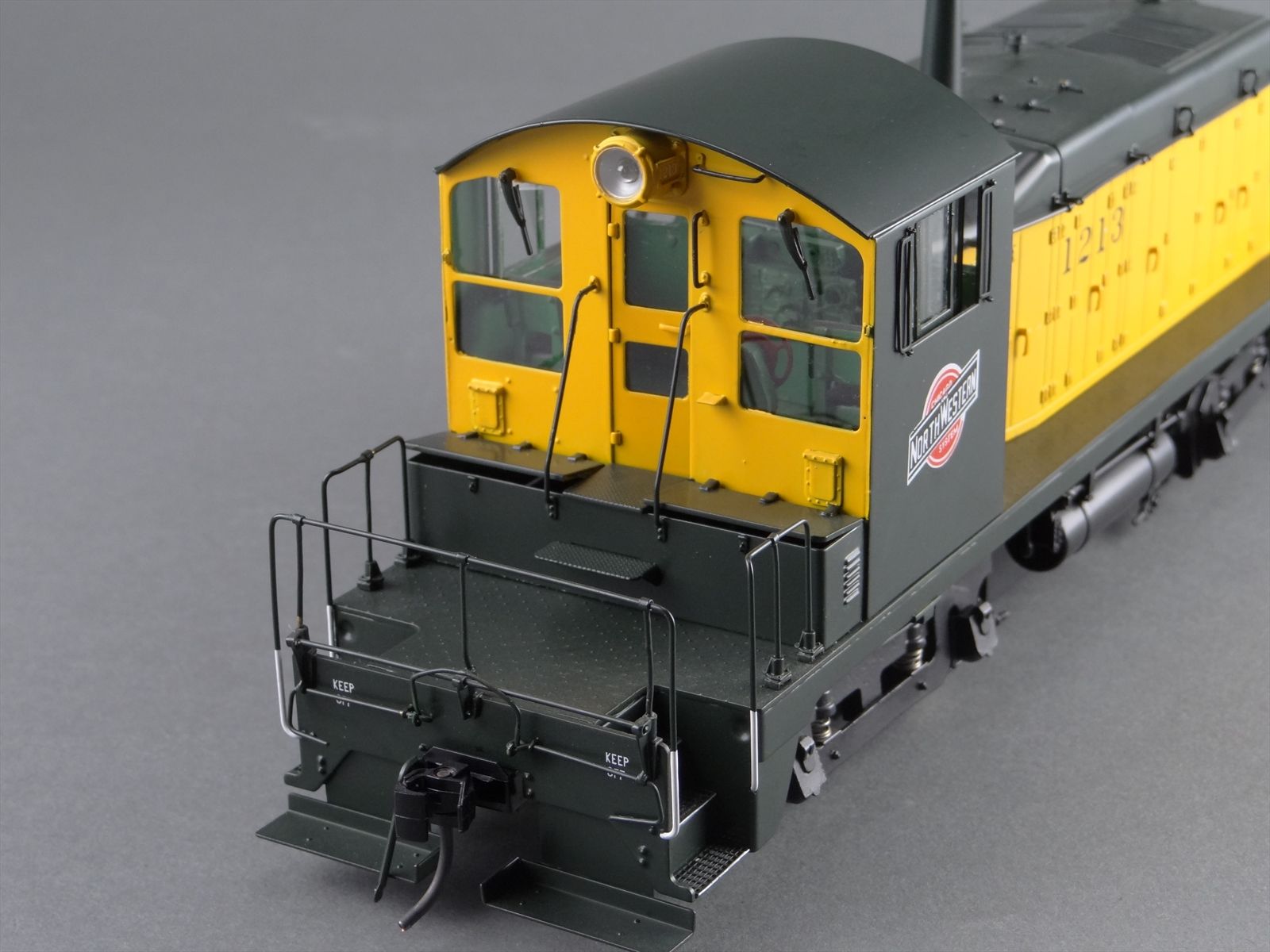 O 2-RAIL Brass Model Train - PSC 16681-5 CNW C&NW SW-1 Diesel Loco #1213