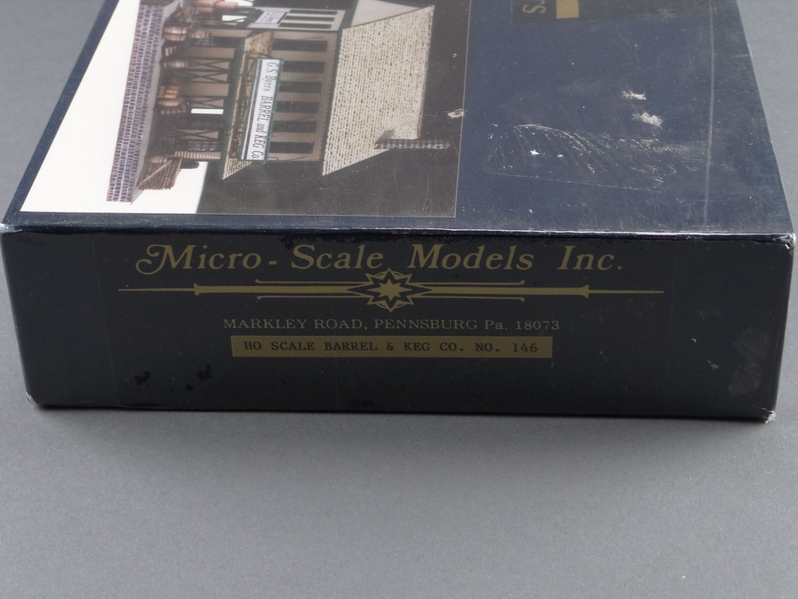 HO / HOn3 Scale Micro-Scale Models Kit #146 - Barrel & Keg Co.