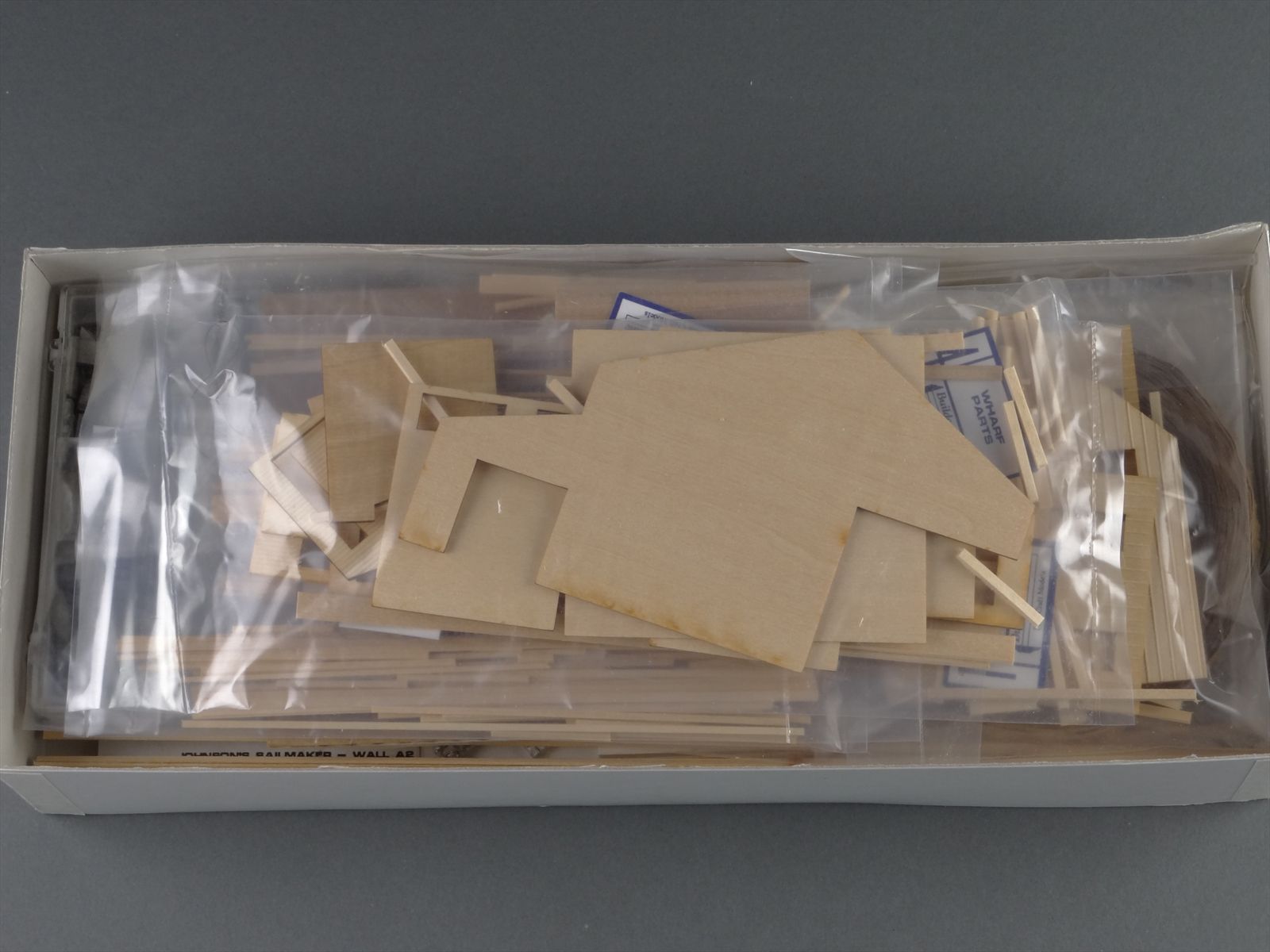 HO / HOn3 BIS - Builders in Scale Kit #9 - TideWater Wharf