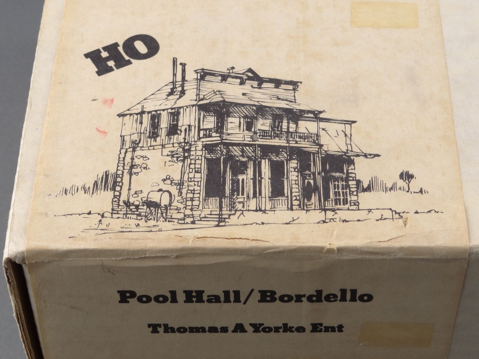 HO / HOn3 Thomas A Yorke Craftsman Kit - Pool Hall / Bordello