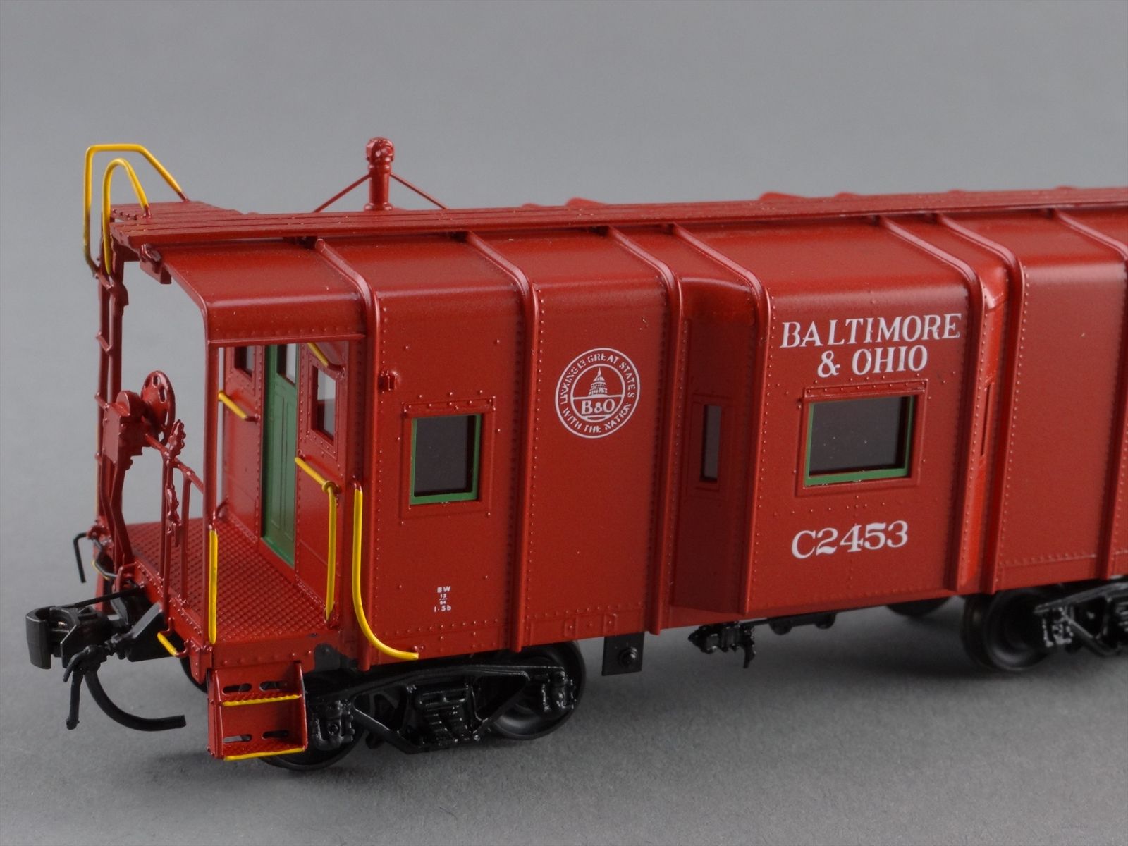 HO Brass Model Train - OMI 4207.1 Overland B&O Chessie I-12 Bay Window Caboose C-2453