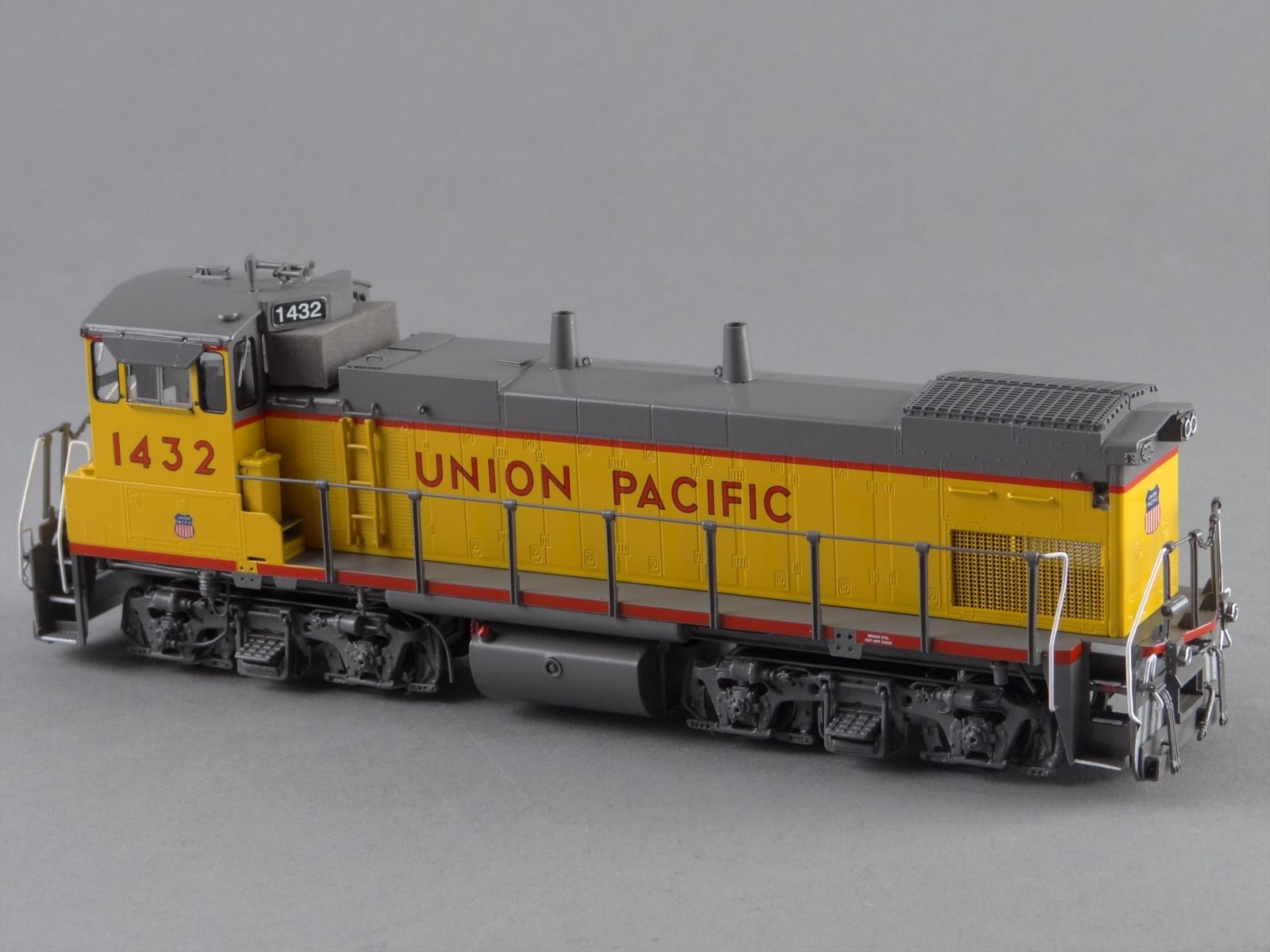 HO Brass Model Train - OMI 6823.1 UP Union Pacific MP15AC Diesel #1432 ...