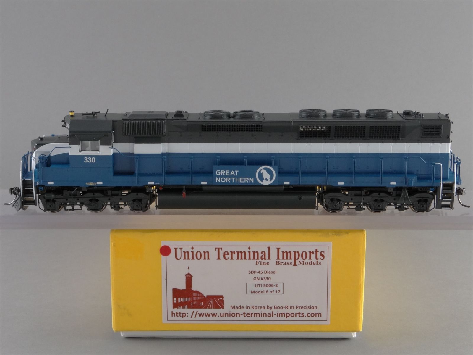 HO Brass Model Train - UTI 5006-2 GN Great Northern Sky Blue SDP-45 ...