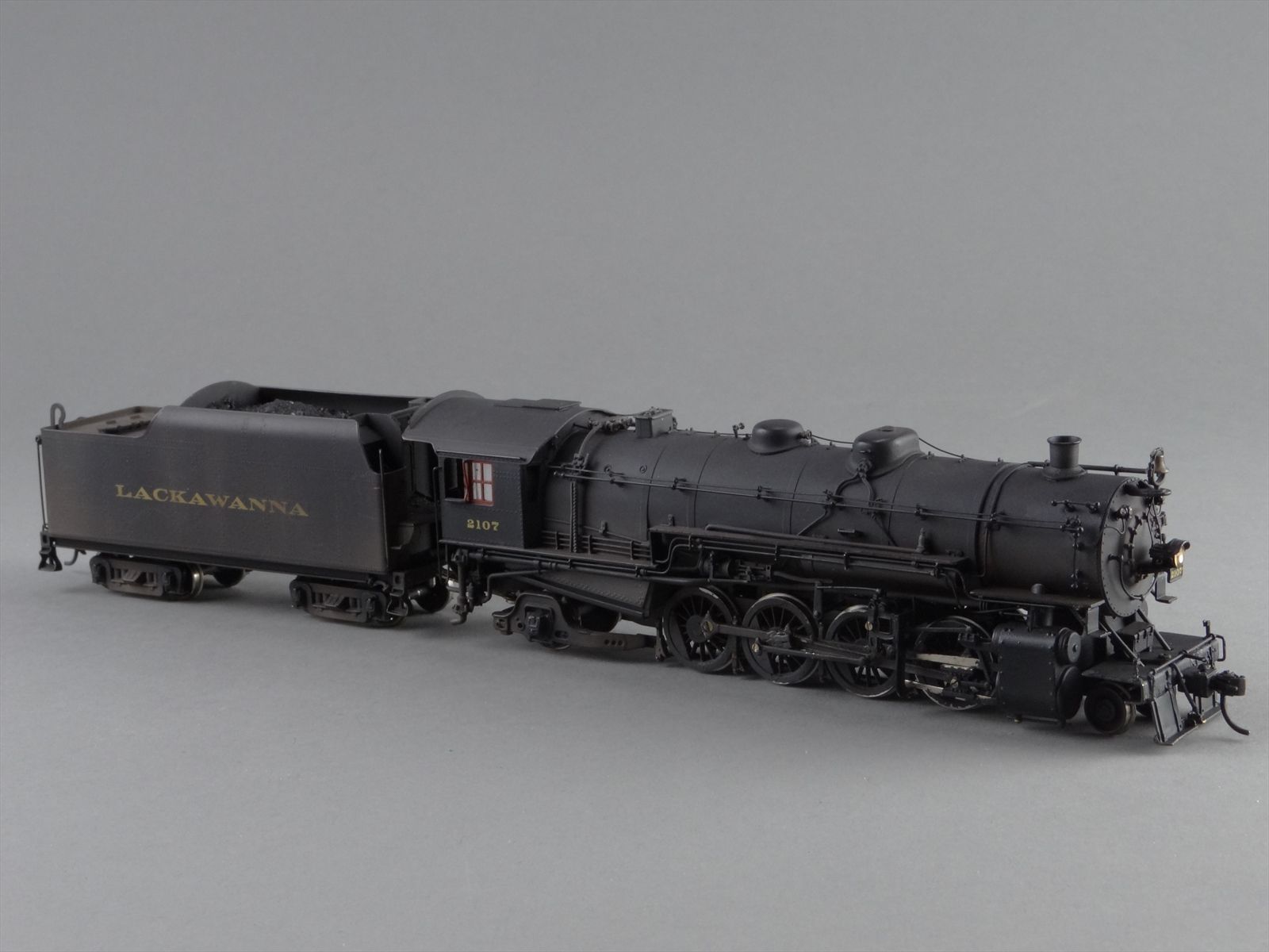 HO Brass Model Train - NKP DL&W Lackawanna 2-8-2 #2107 - Foot Board ...