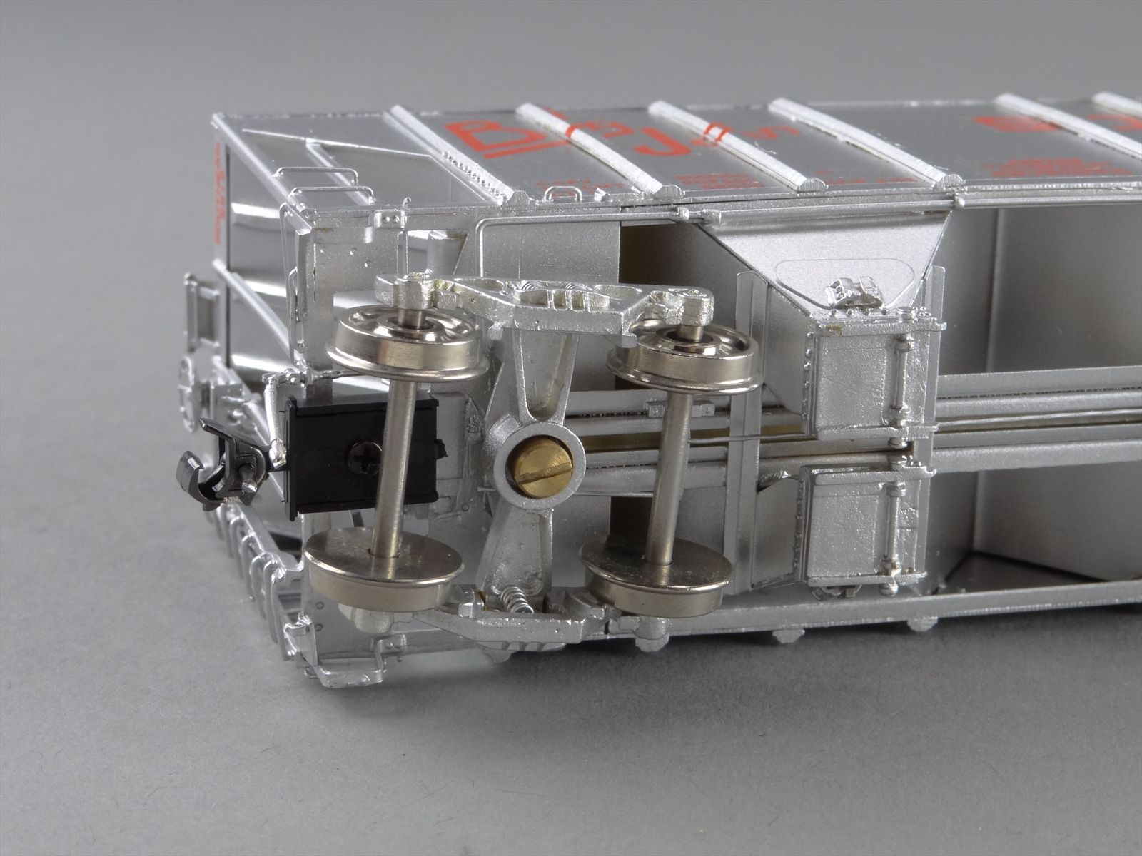 HO Brass Model Train - OMI 3319.2 Southern Big John Covered Hopper ...