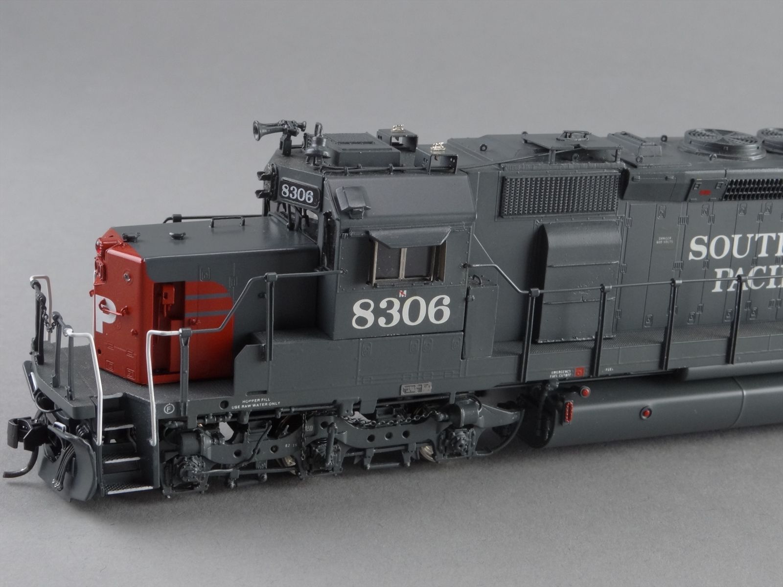 HO Brass Model Train - OMI 6273.1 SP Southern Pacific Road SD40T-2 Diesel #8306 + DCC
