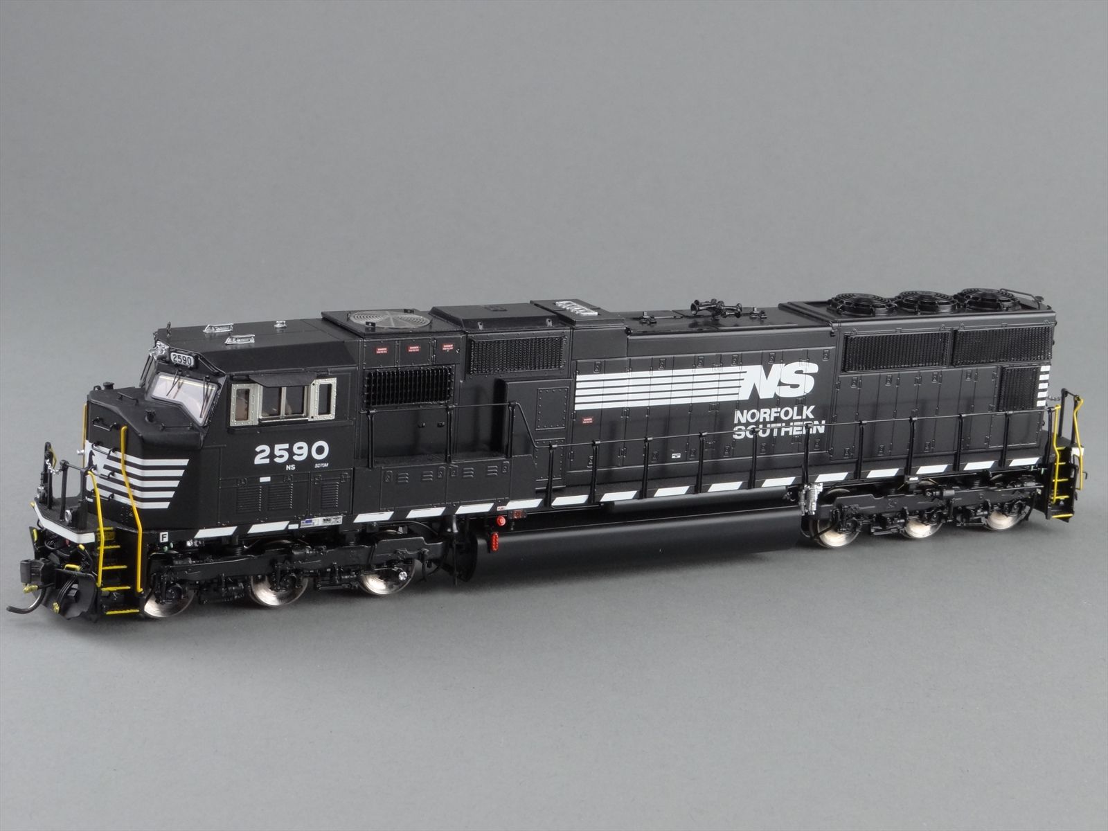 HO Brass Model Train - OMI 6631.1 NS Norfolk Southern SD70M Diesel #2590