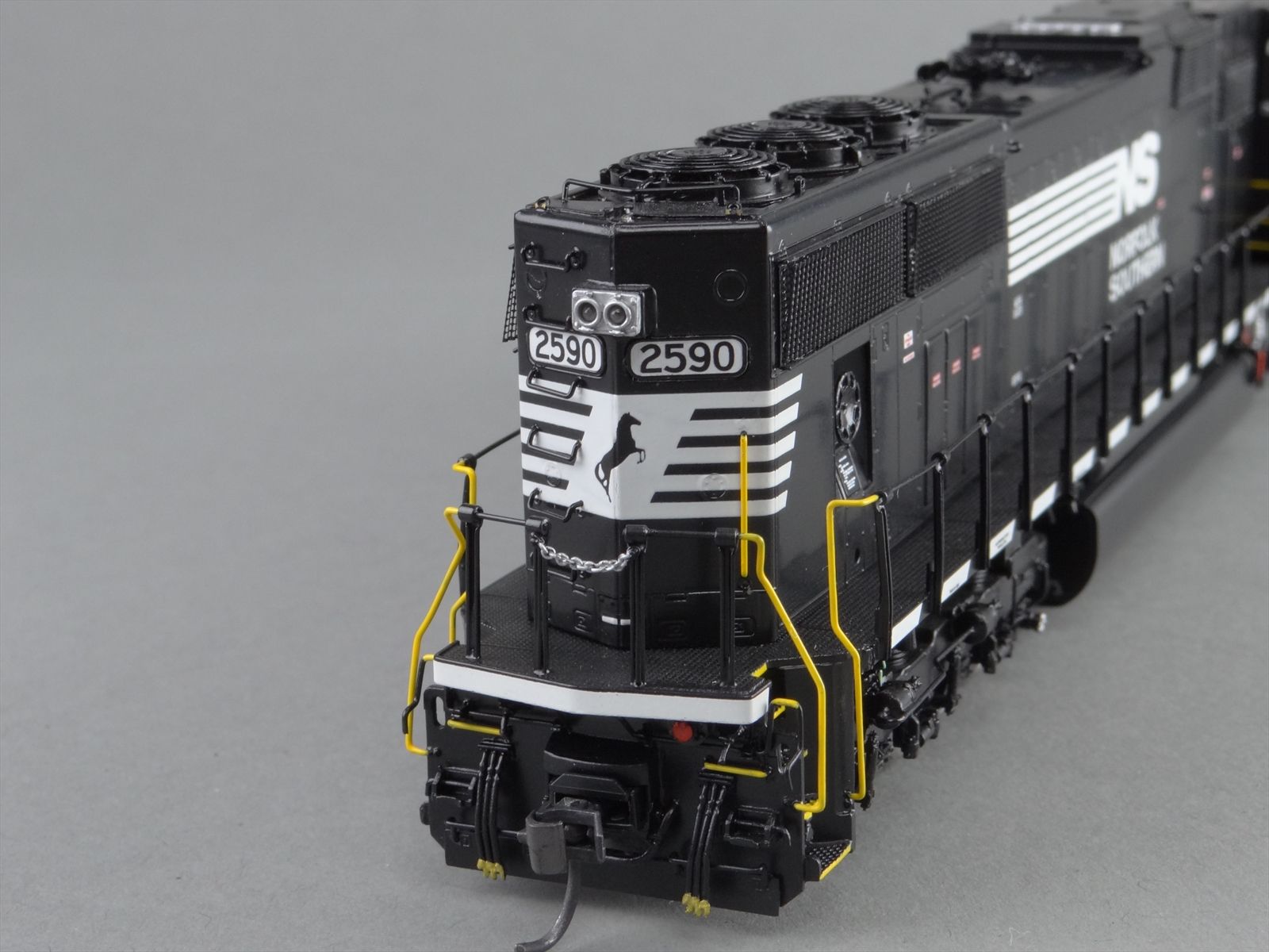 HO Brass Model Train - OMI 6631.1 NS Norfolk Southern SD70M Diesel #2590