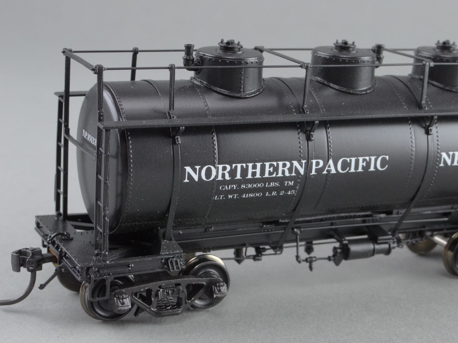 HO Brass W&R 10,000 Gal Tank Car Three Dome - NP Northern Pacific ...