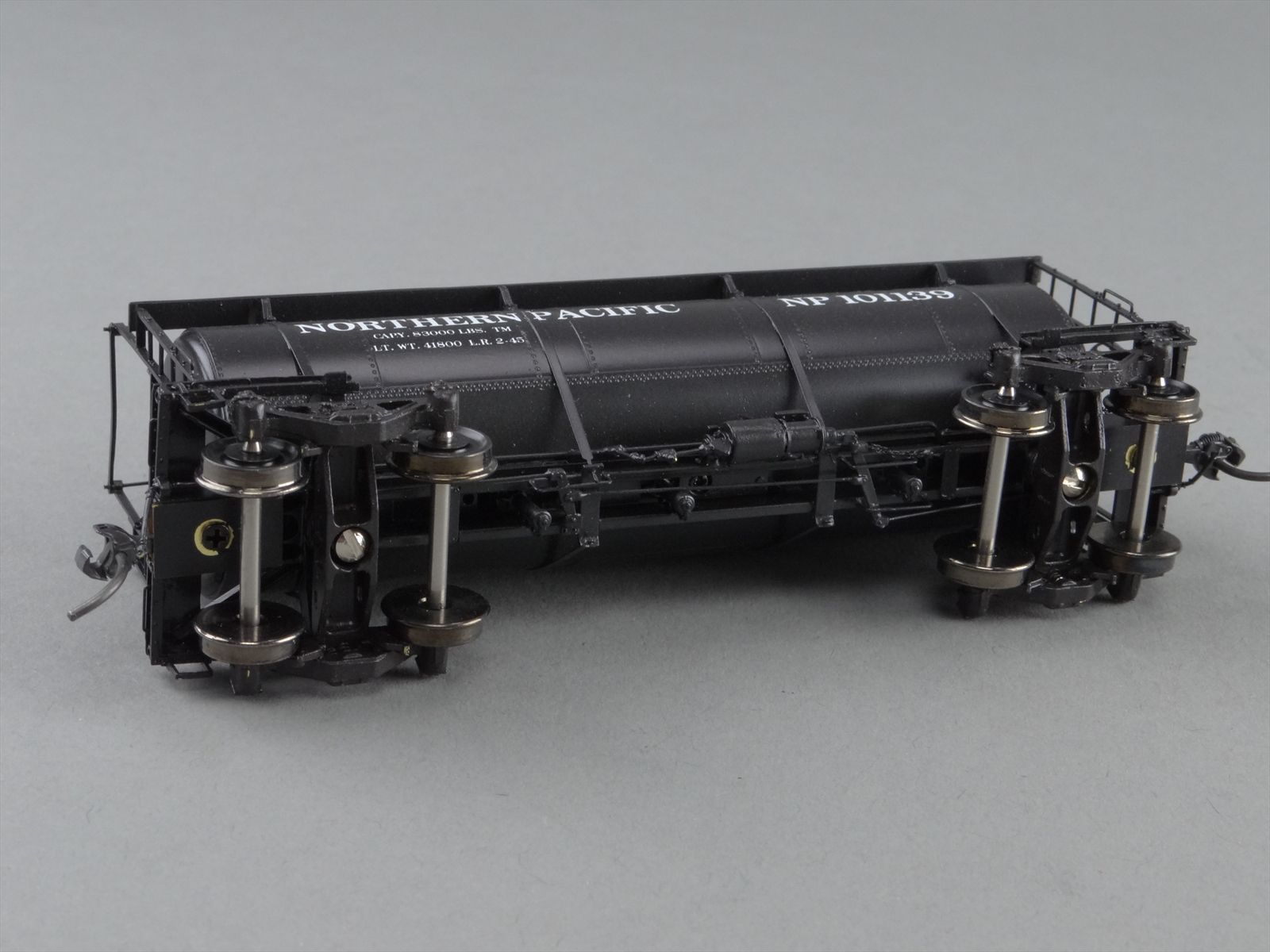 HO Brass W&R 10,000 Gal Tank Car Three Dome - NP Northern Pacific ...