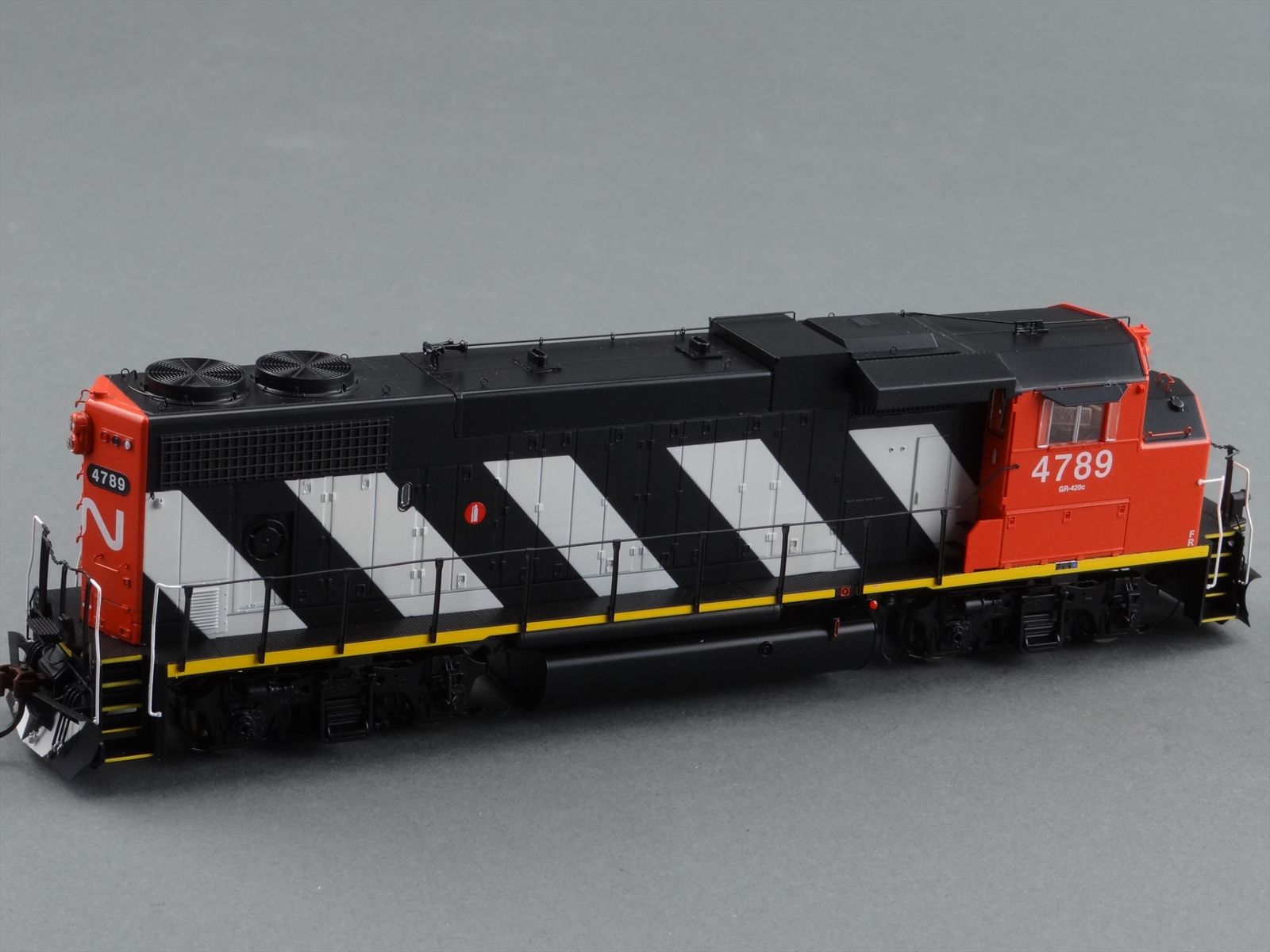 HO Scale Athearn Genesis G40602 CN Canadian National GP38-2(W) Diesel ...