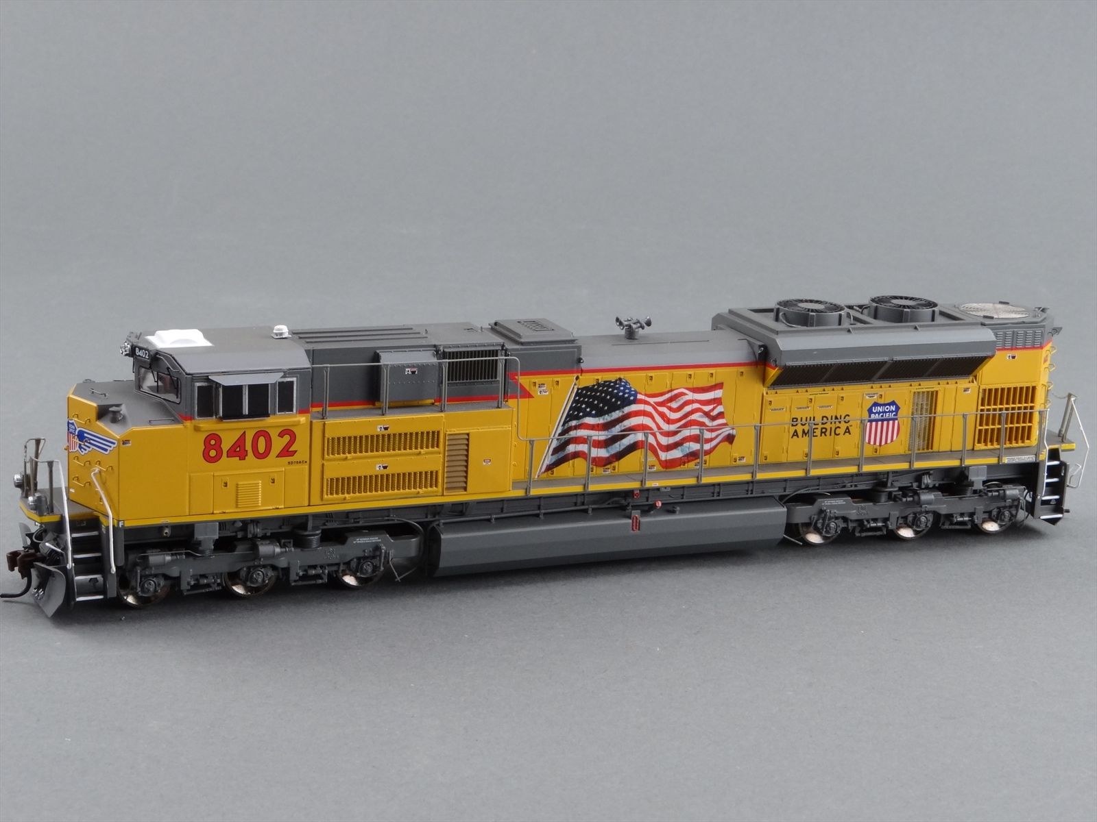 HO Scale Athearn Genesis G68522 UP Union Pacific SD70ACe Diesel Engine #8402