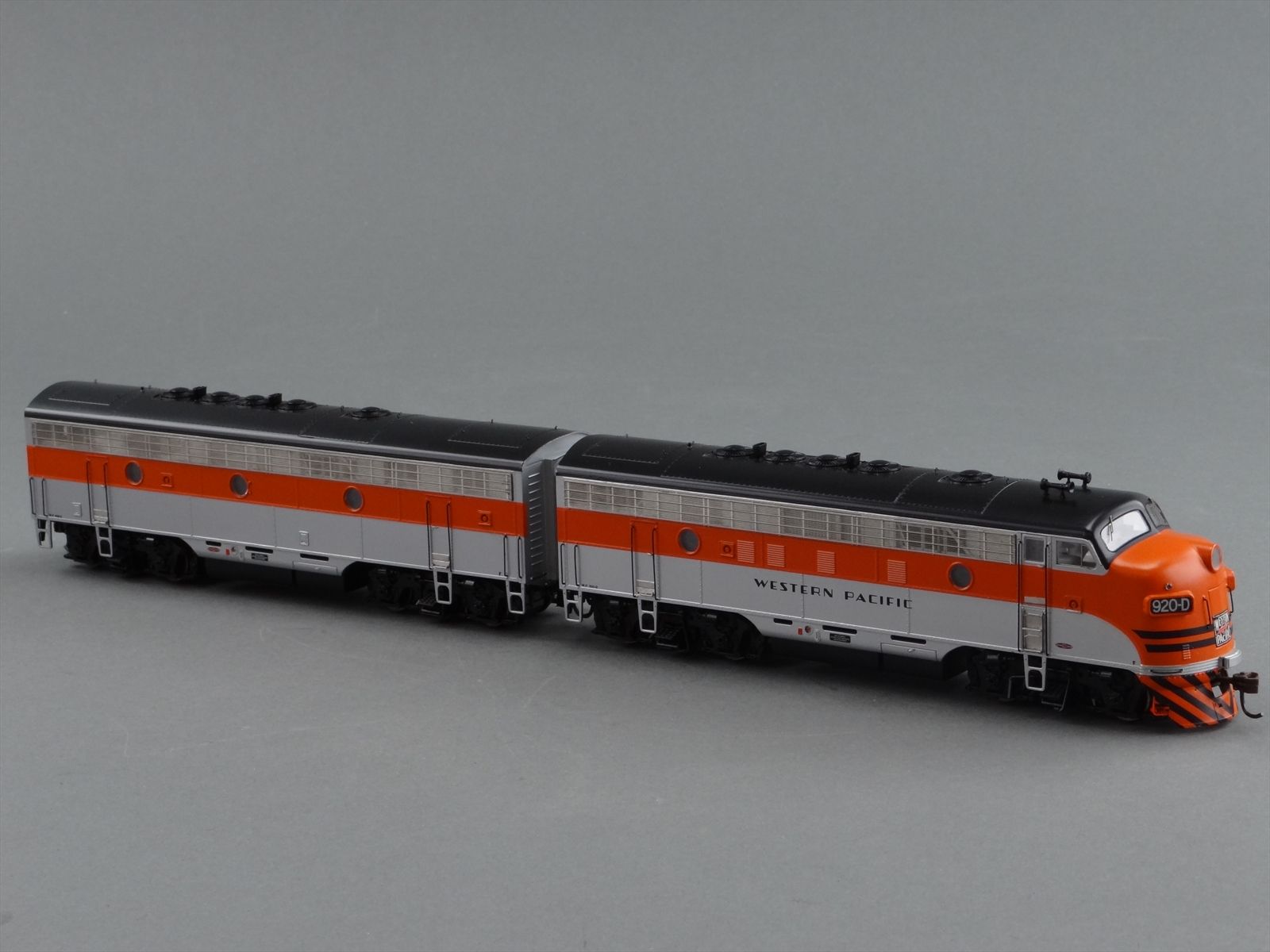 HO Scale Athearn Genesis G1612 WP F-7A F-7B Diesel Engine Set Western ...