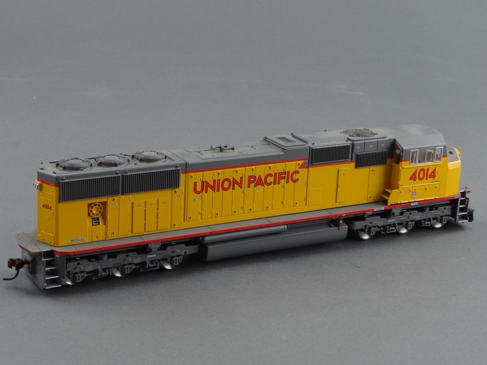 HO Scale Athearn Genesis G6152 UP SD70M Diesel Engine Union Pacific #4014