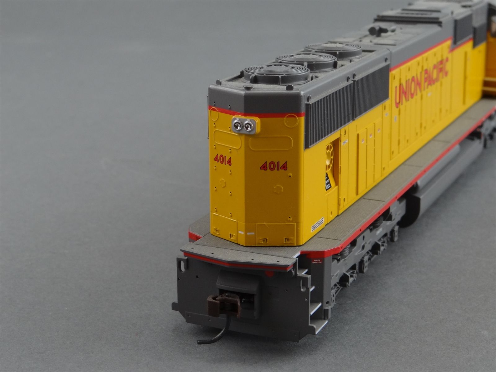 HO Scale Athearn Genesis G6152 UP SD70M Diesel Engine Union Pacific #4014