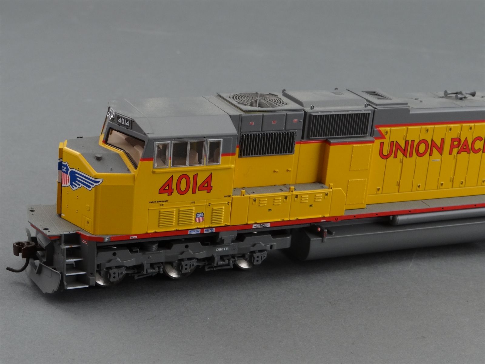 HO Scale Athearn Genesis G6152 UP SD70M Diesel Engine Union Pacific #4014