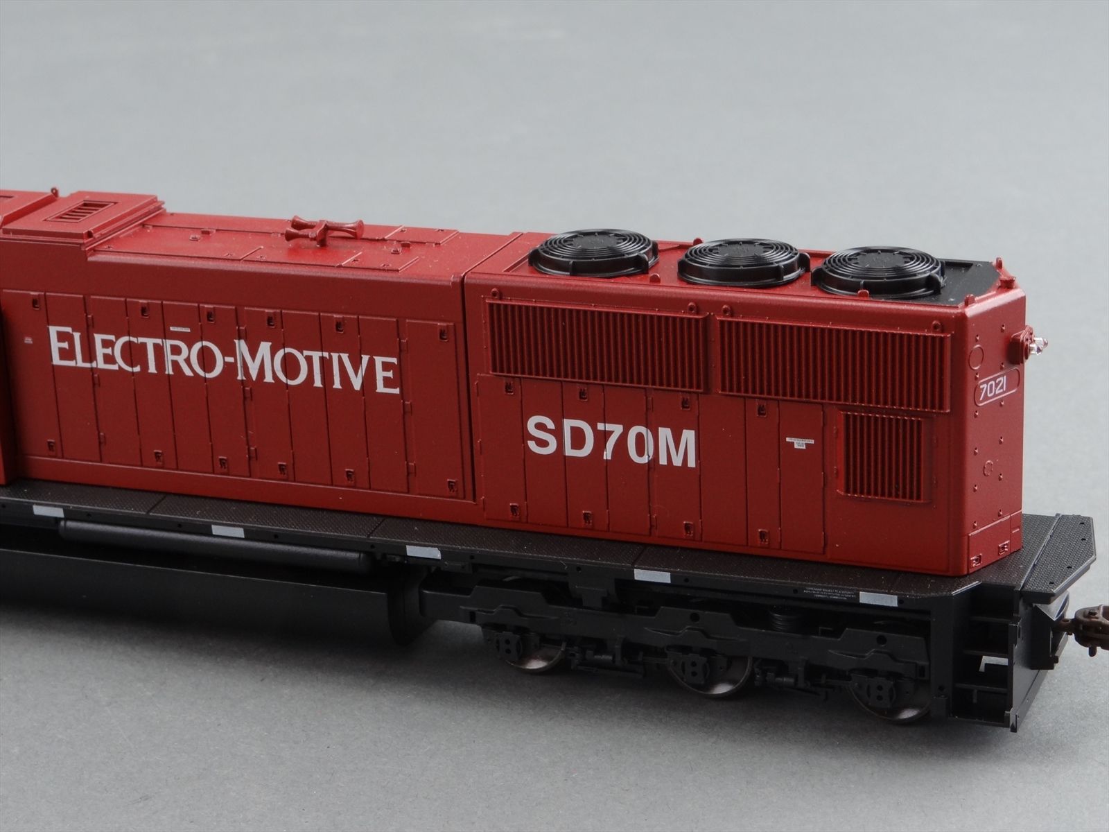 HO Scale Athearn Genesis G6119 EMD Lease SD70M Diesel Engine Electro-Motive #7021