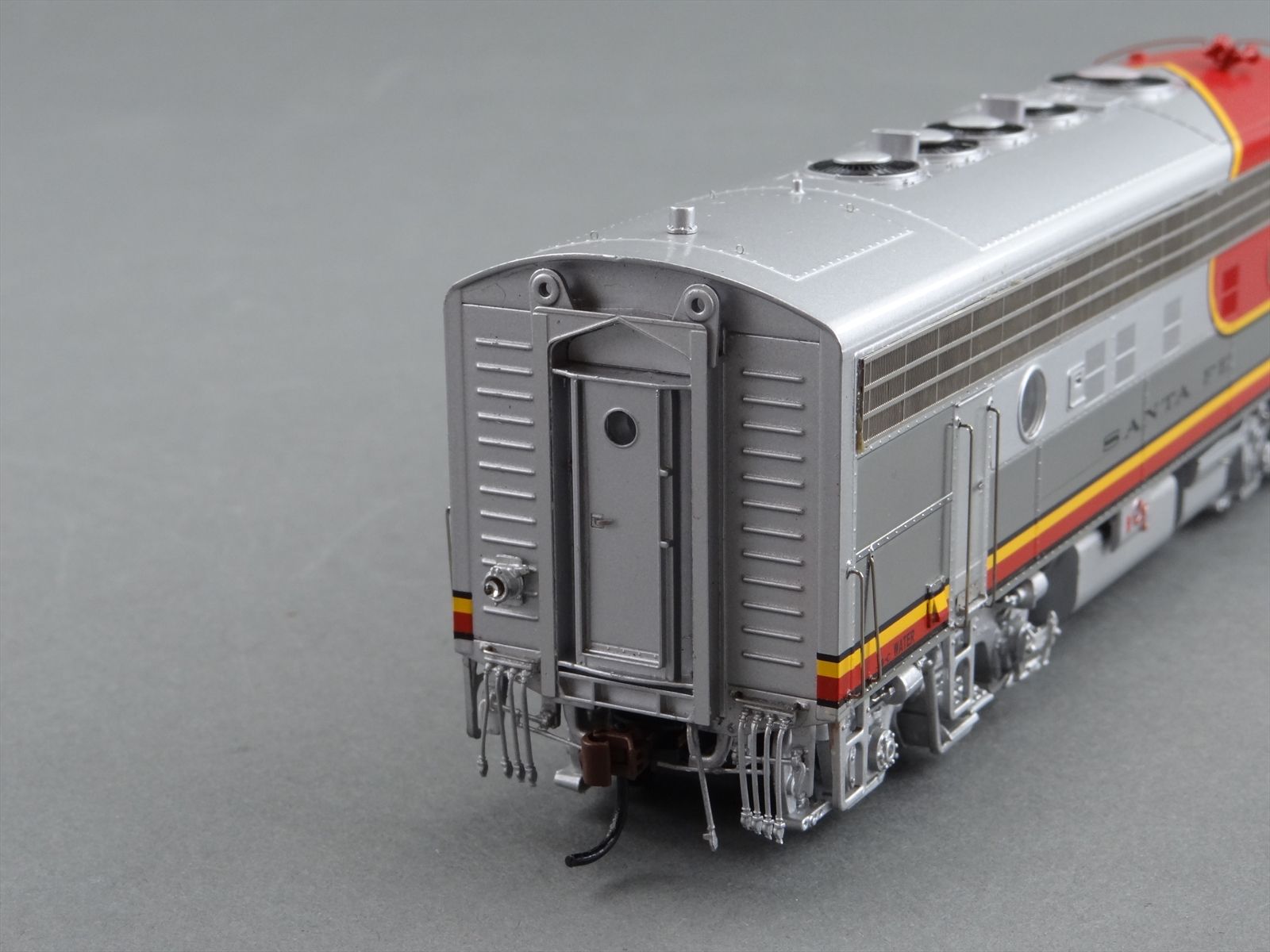 HO Scale Athearn Genesis G22506 ATSF Santa Fe F-7A - F-7B Diesel Engine ...