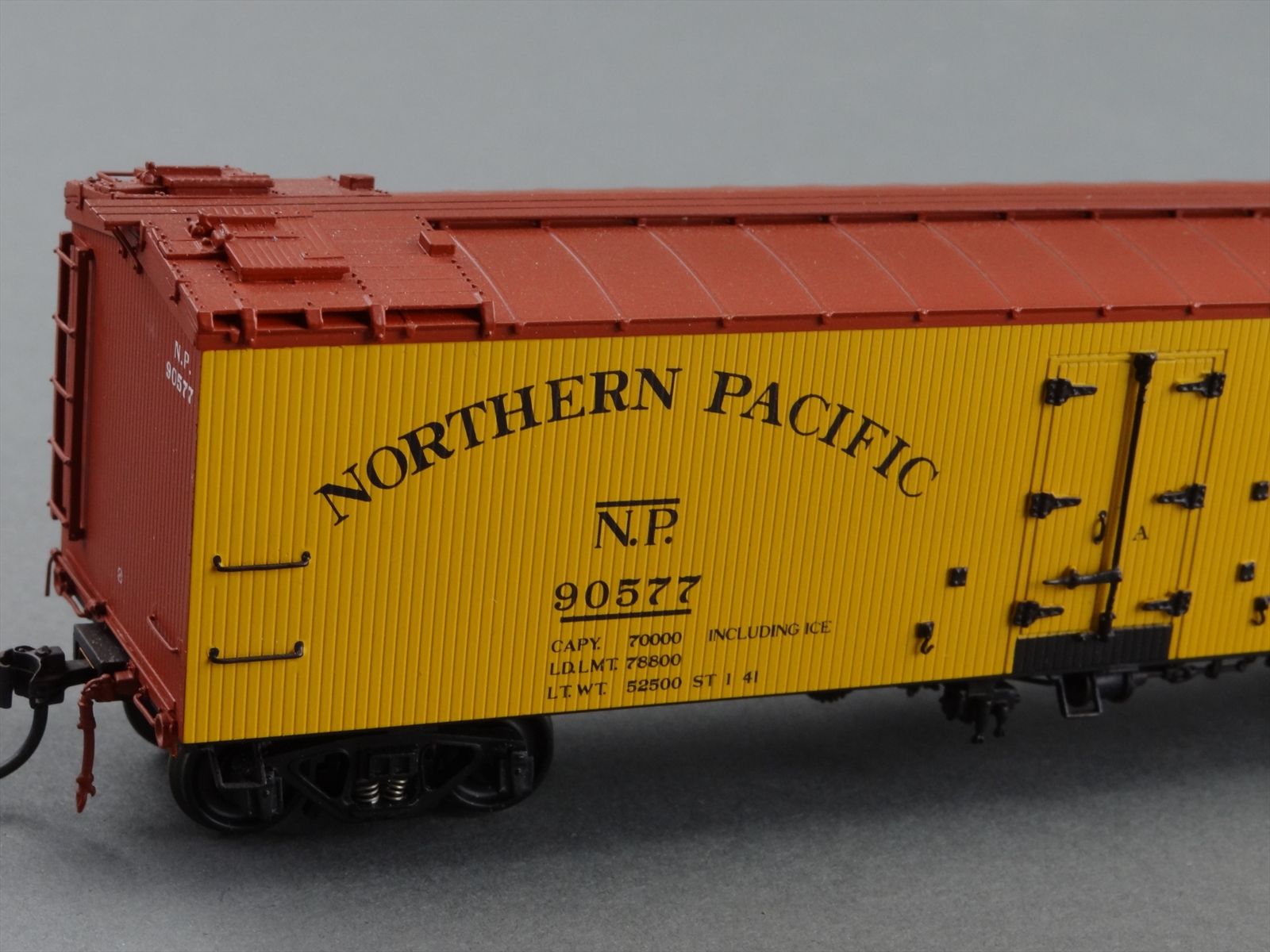 HO Brass Model Train - W&R Enterprises NP Northern Pacific Wood Reefer ...