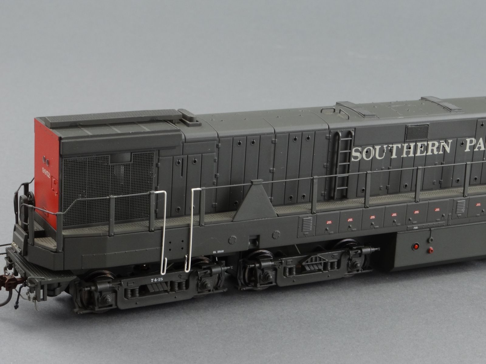HO Scale Athearn 88680 SP Southern Pacific U50 Diesel Engine #9952