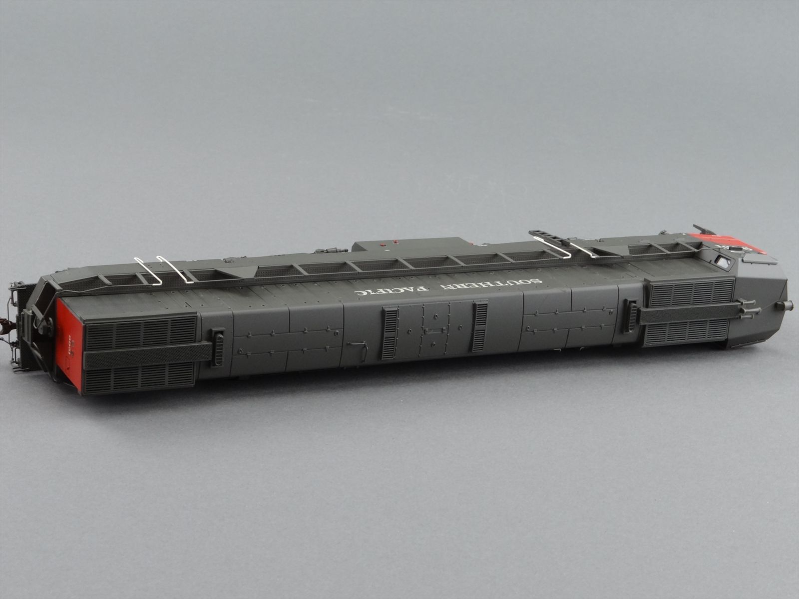 HO Scale Athearn 88679 SP Southern Pacific U50 Diesel Engine #9951