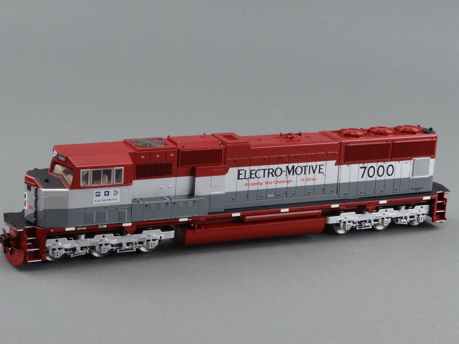 HO Scale Athearn Genesis 0G6116 EMD Demo SD70M Diesel Engine Electro ...