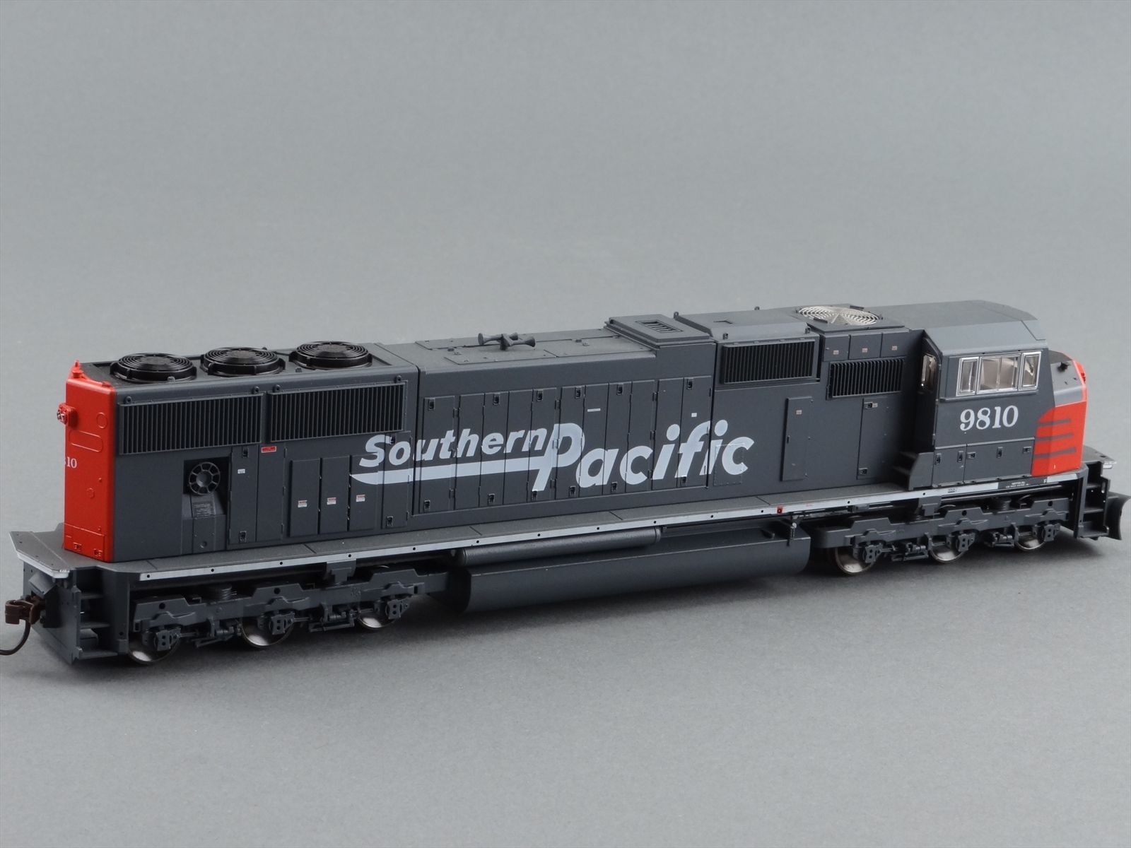 HO Scale Athearn Genesis G6126 SP Southern Pacific SD70M Diesel Engine ...