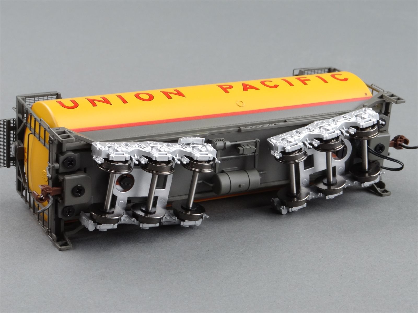 HO Scale Athearn 88669 UP Union Pacific Gas Turbine Engine #74