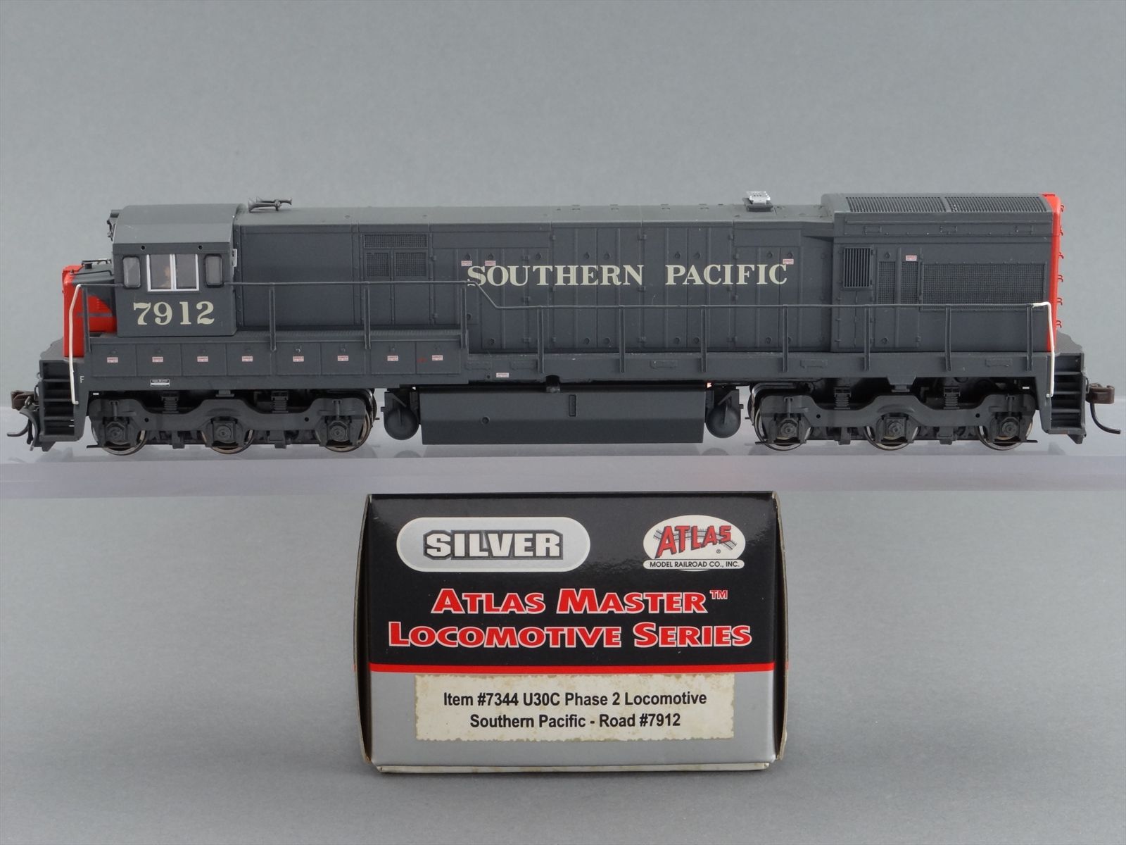 HO Scale Atlas 7344 SP Southern Pacific U30C Phase 2 Diesel Engine ...