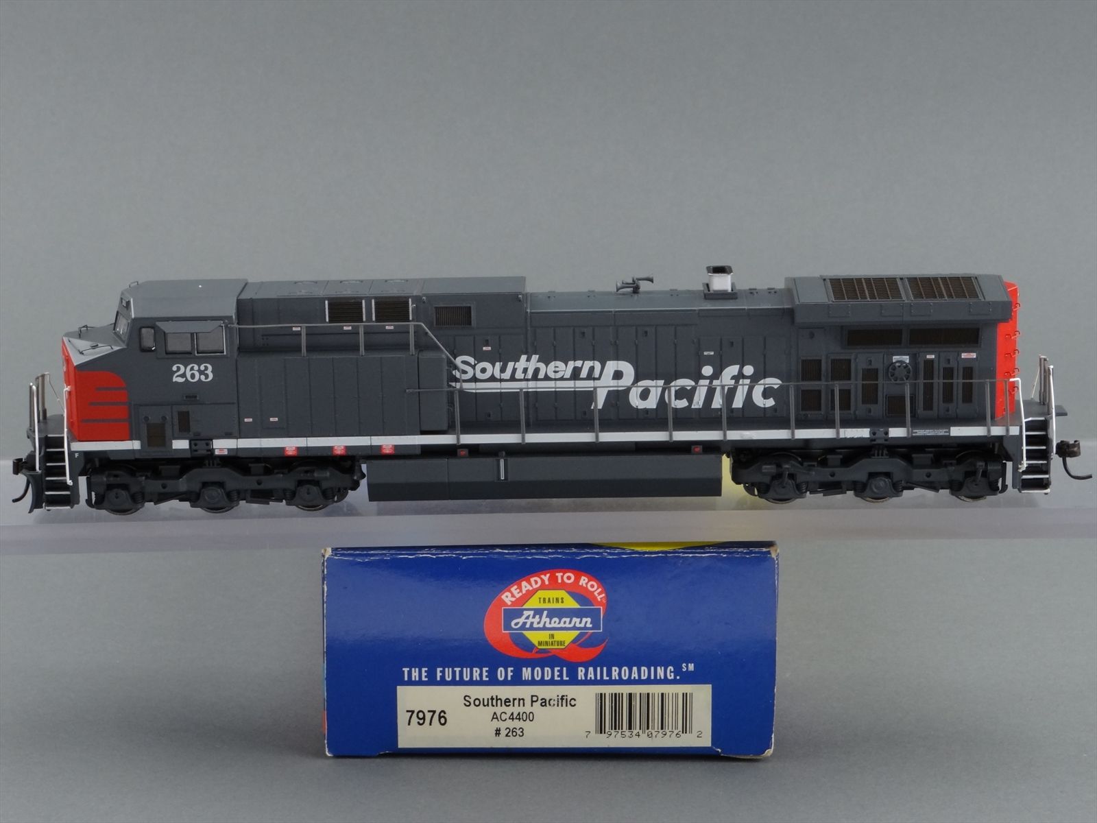 HO Scale Athearn 7976 SP Southern Pacific AC4400 Diesel Engine #263
