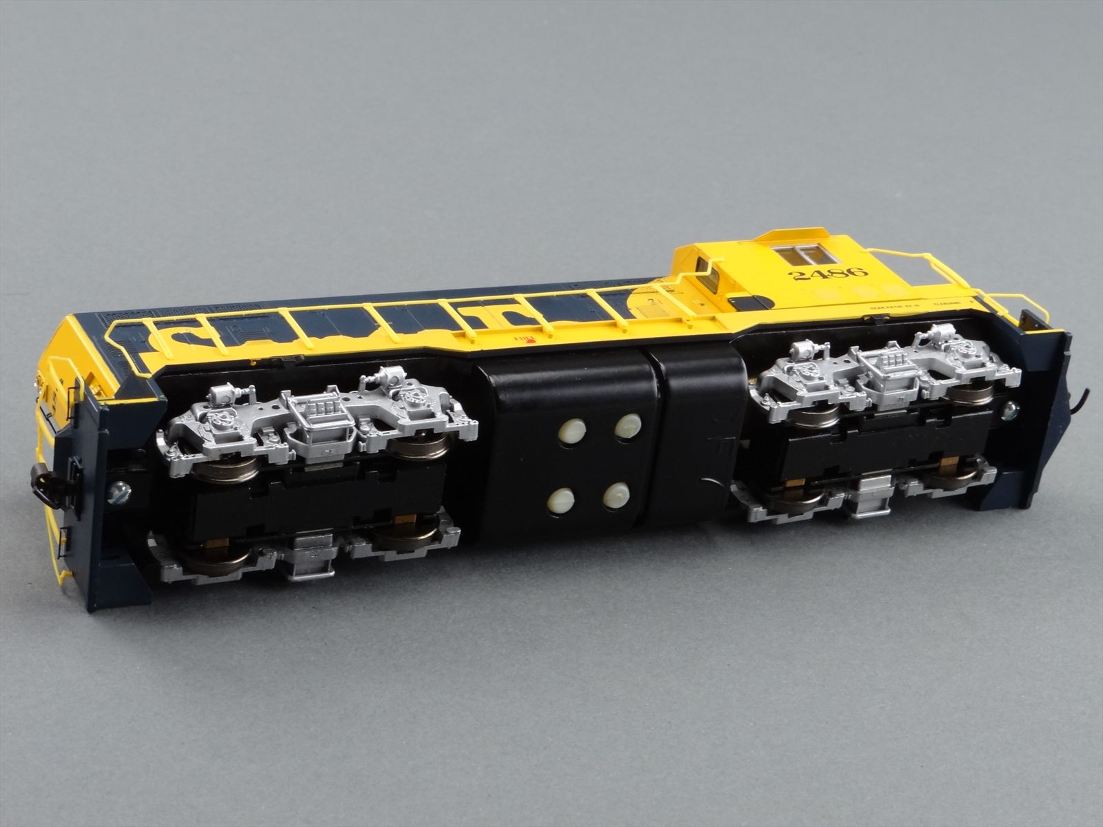 HO Scale Athearn 91536 ATSF Santa Fe CF7 Angled Cab Diesel Engine #2486 ...