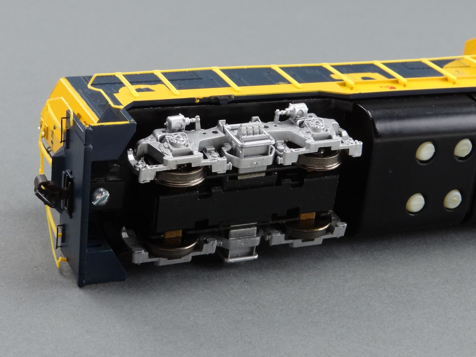 HO Scale Athearn 91536 ATSF Santa Fe CF7 Angled Cab Diesel Engine #2486 ...